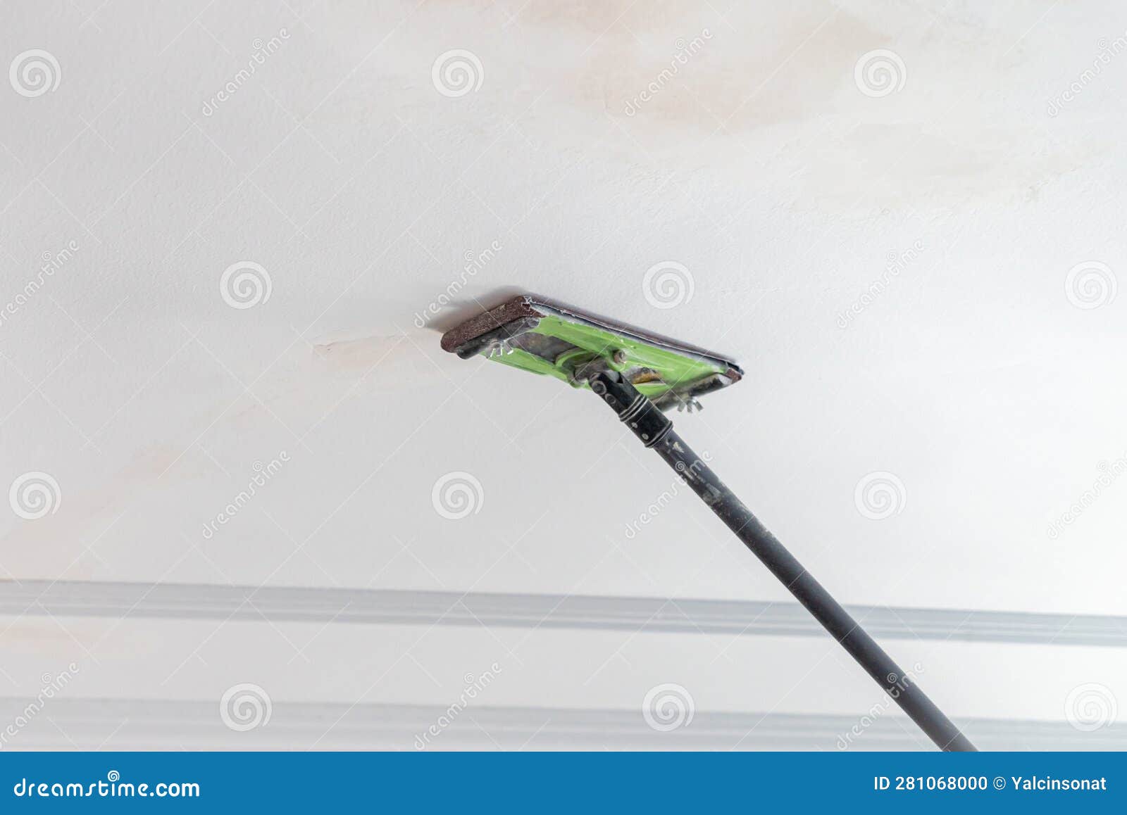 The Master Sanding the Plaster on the Ceiling Stock Photo - Image of ...