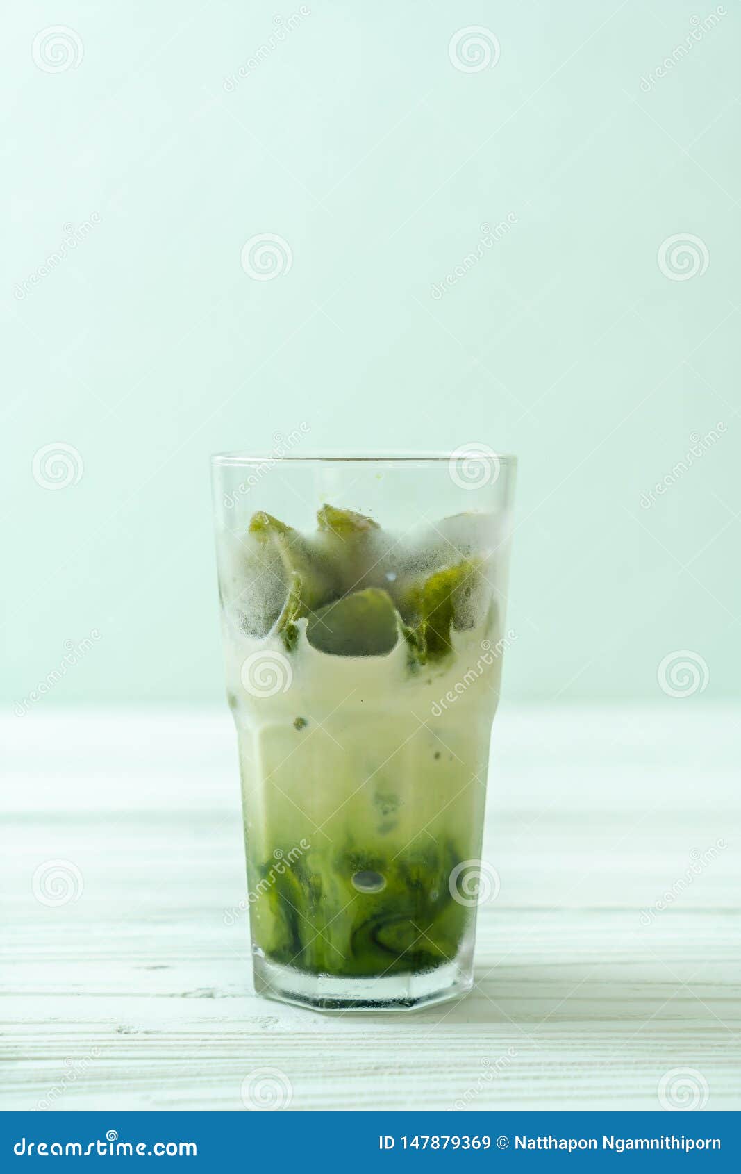 Matcha Green Tea Ice Cube with Milk Stock Image - Image of sweet, cubes ...