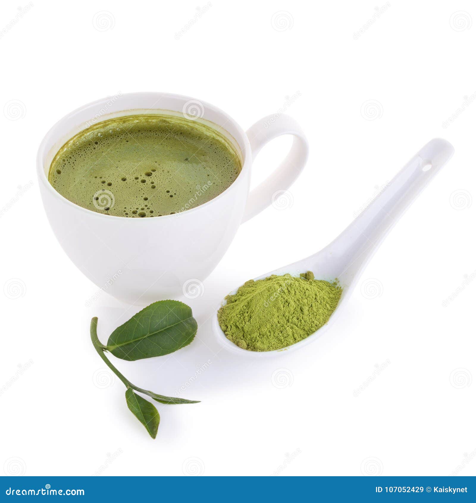 Matcha Powder in White Ceramic Spoon and Green Tea Matcha Latte Stock ...