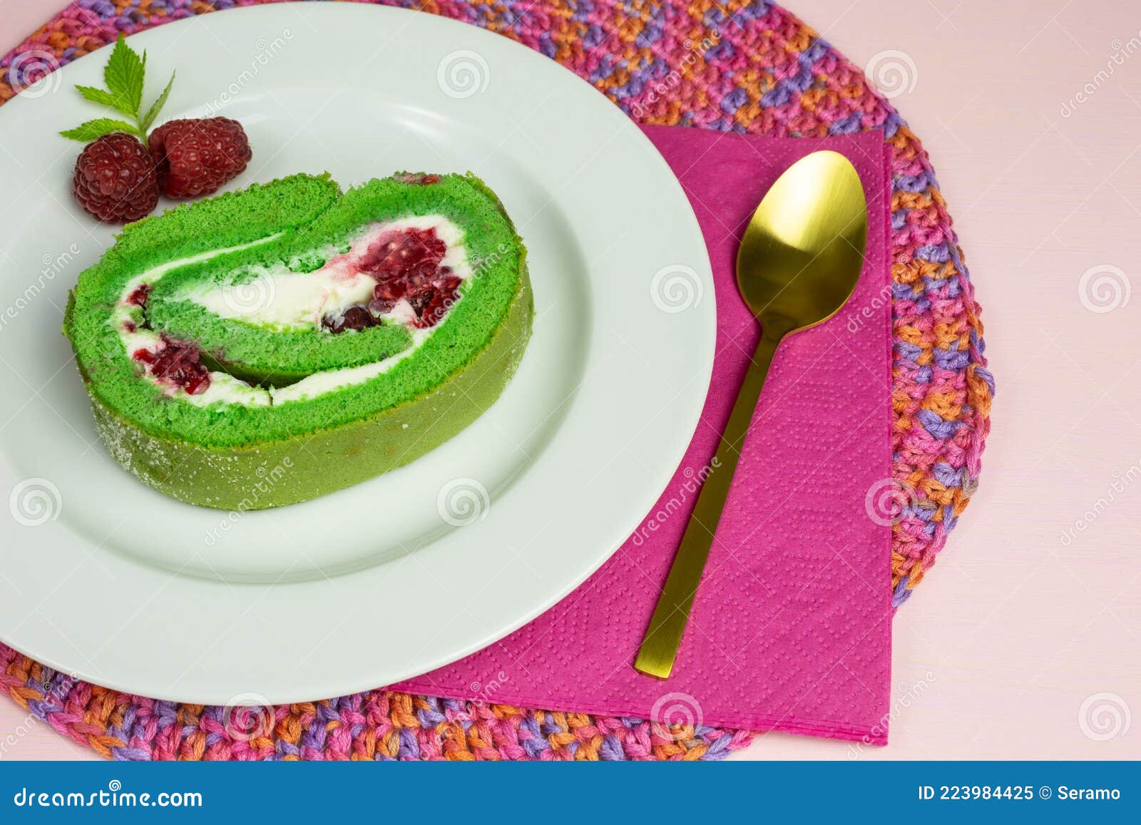 Matcha Roll Cake with Raspberry Stock Image - Image of cream, bake ...