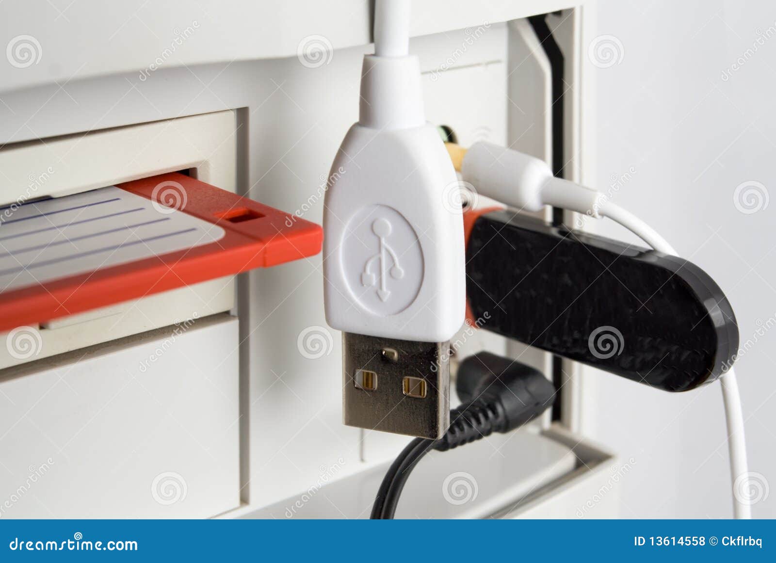 Material informático foto de archivo. Imagen de componente - 13614558