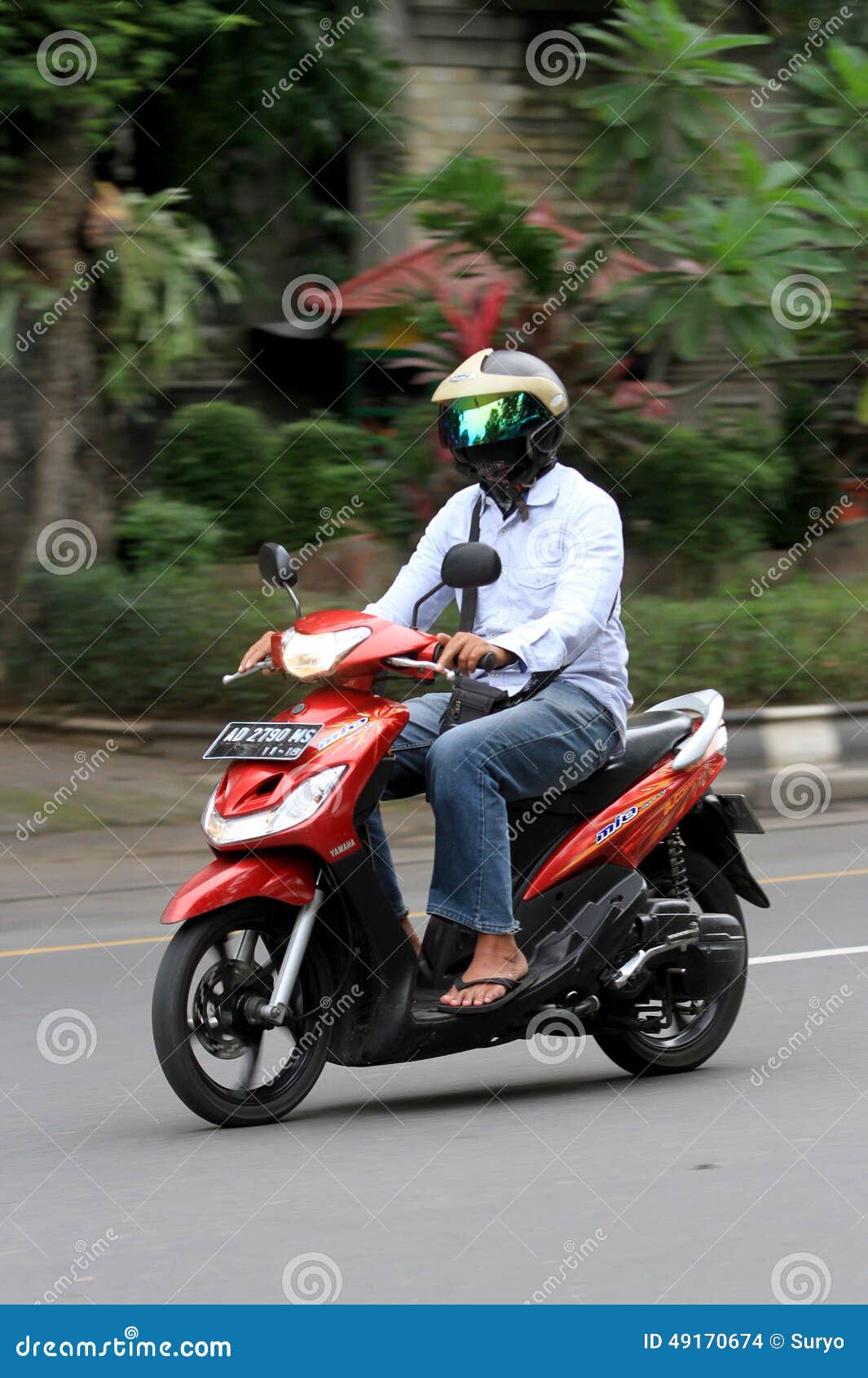 Matic motorcycle editorial stock image. Image of road - 49170674