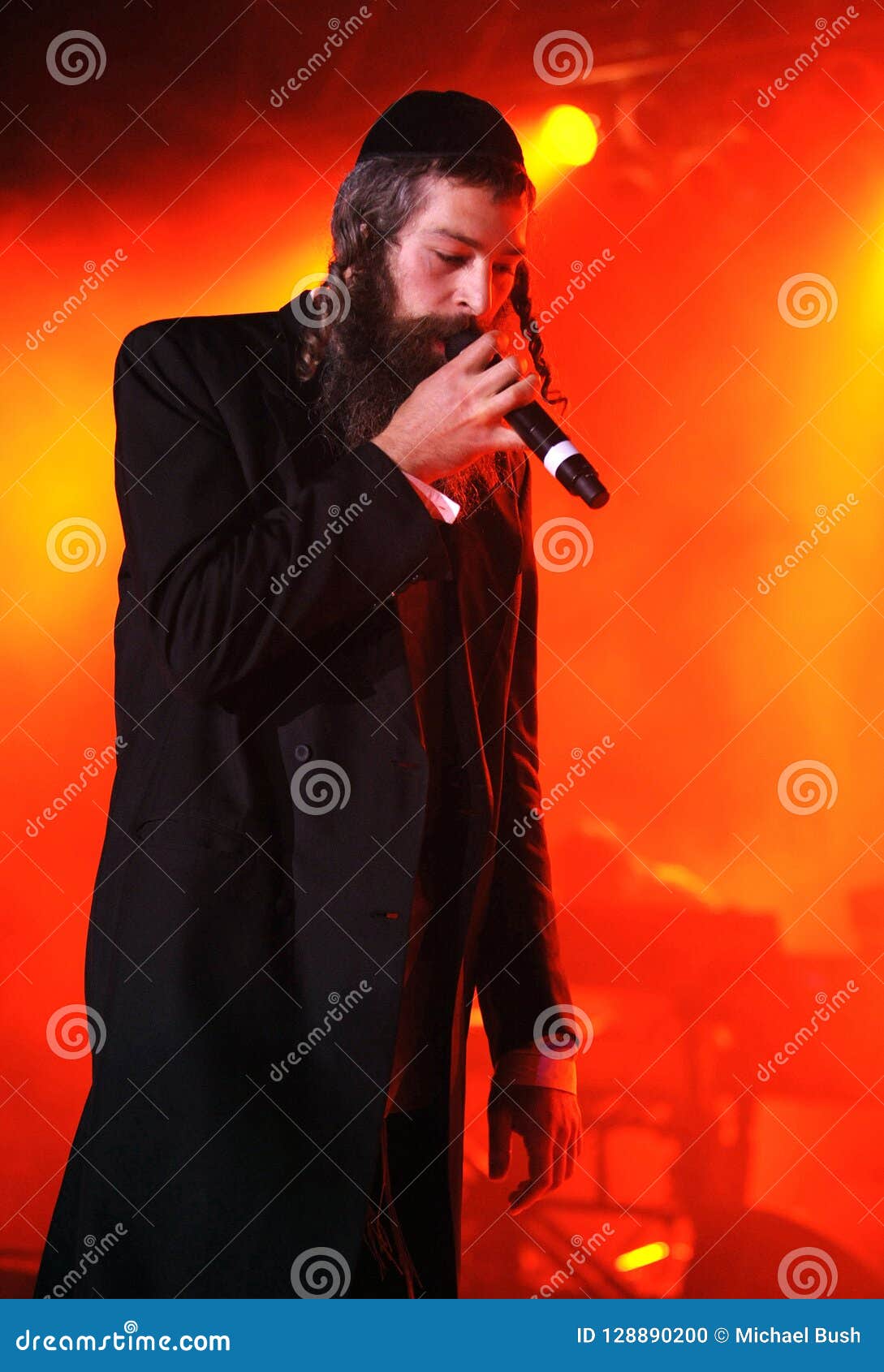 Matisyahu Executa No Concerto Imagem Editorial - Imagem de rapper ...