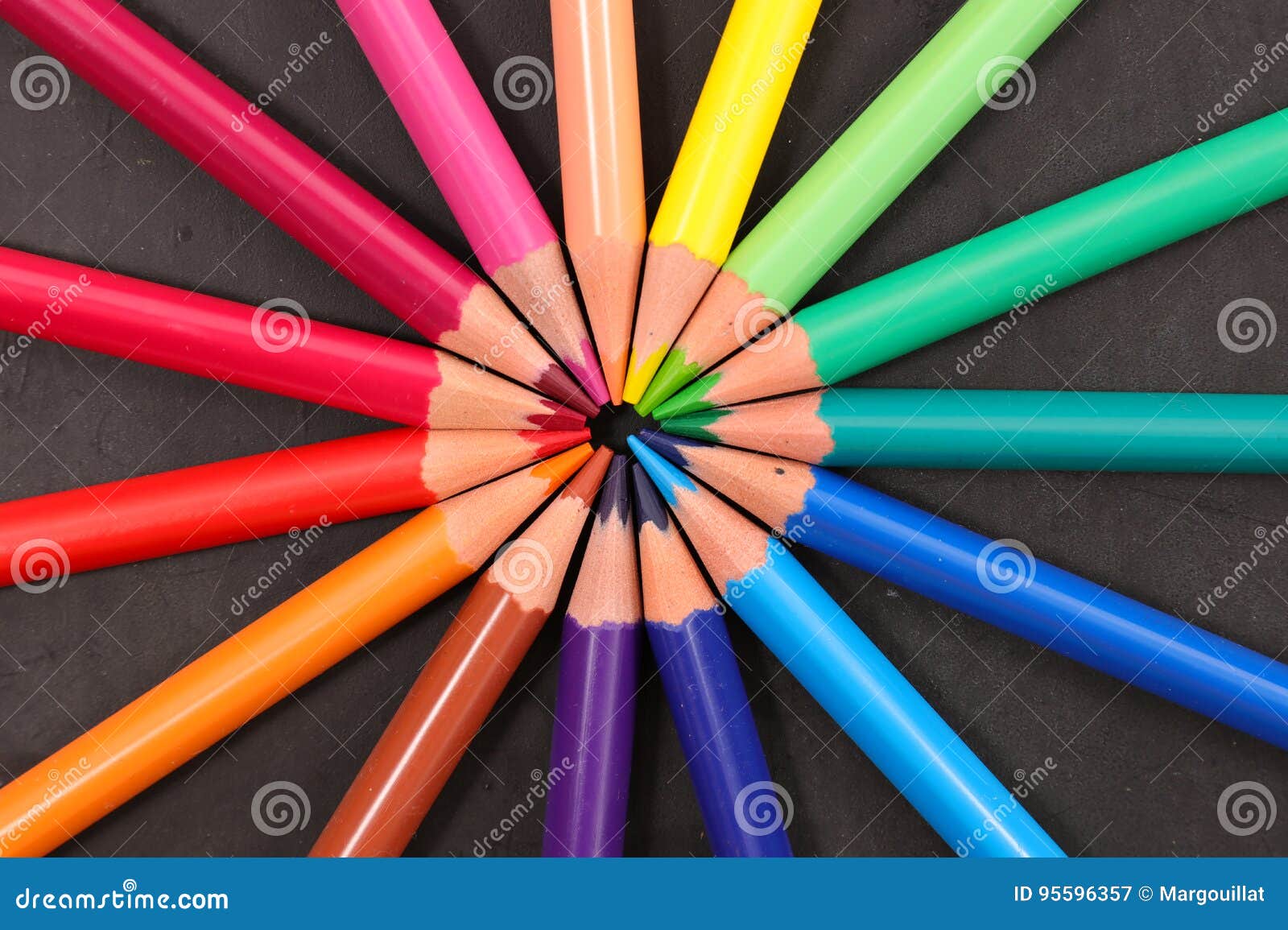 Matita colorata immagine stock. Immagine di disposizione - 95596357