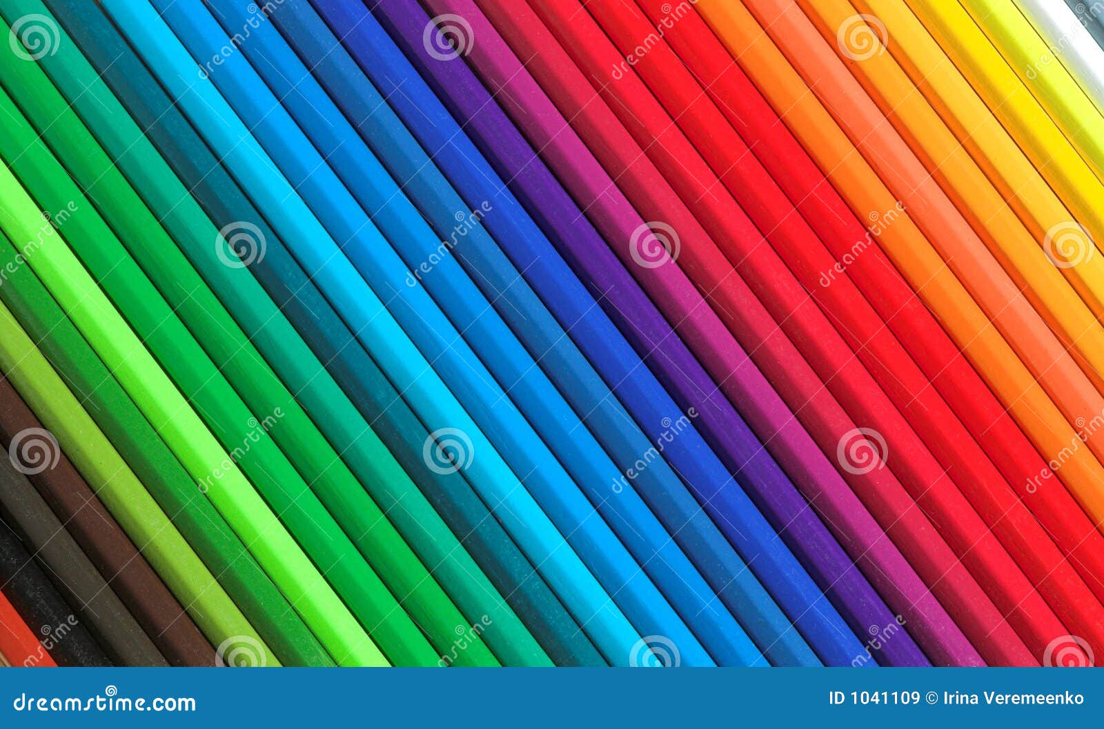 Matite colorate immagine stock. Immagine di bambino, legno - 1041109