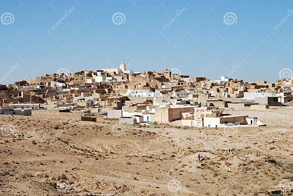 Historic Berber Town with Troglodyte Houses in Sahara Desert, Matmata ...