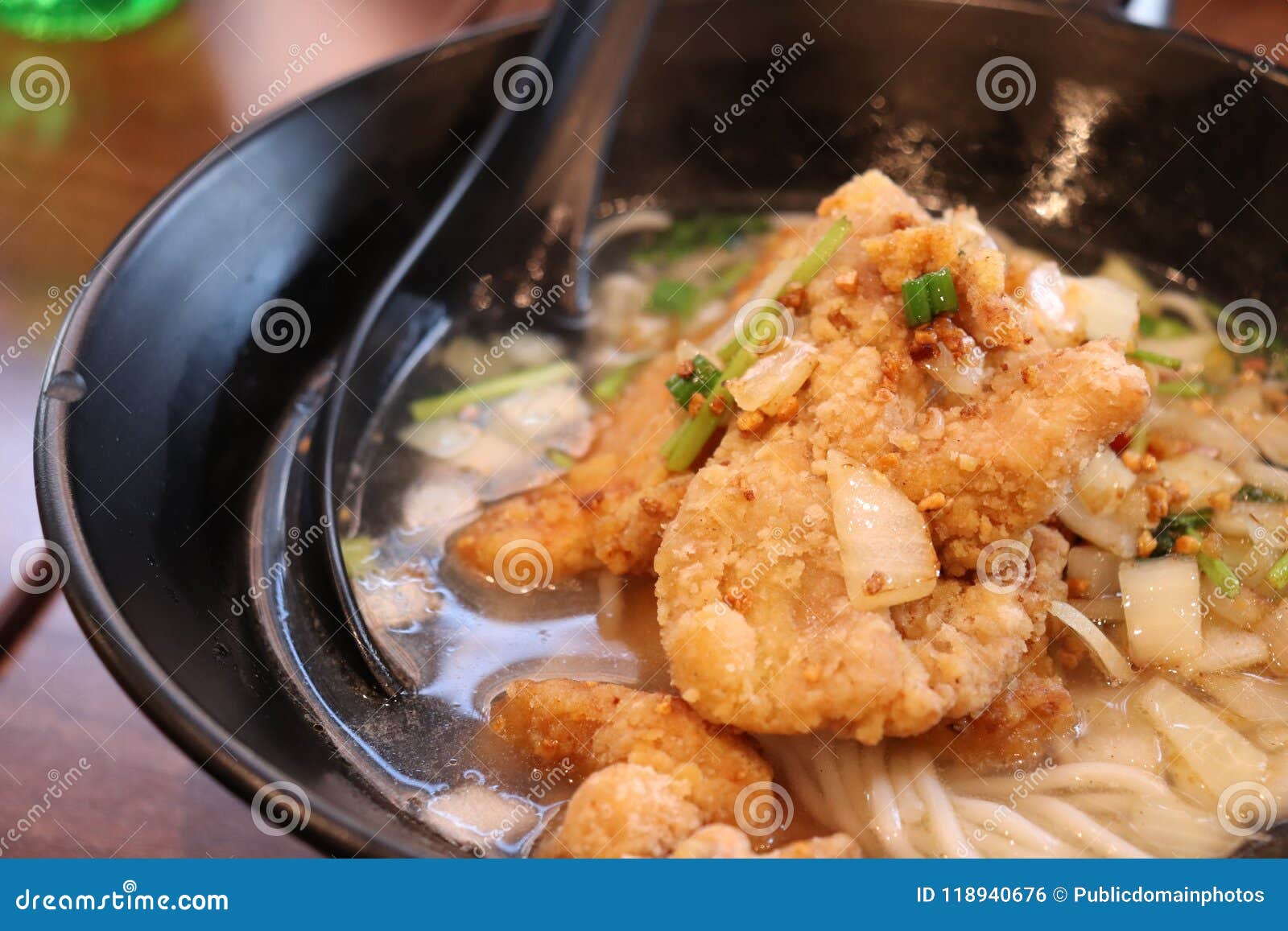 Matr?tt Kokkonst, Mat, Asiatisk Mat Bild. Bild: 118940676