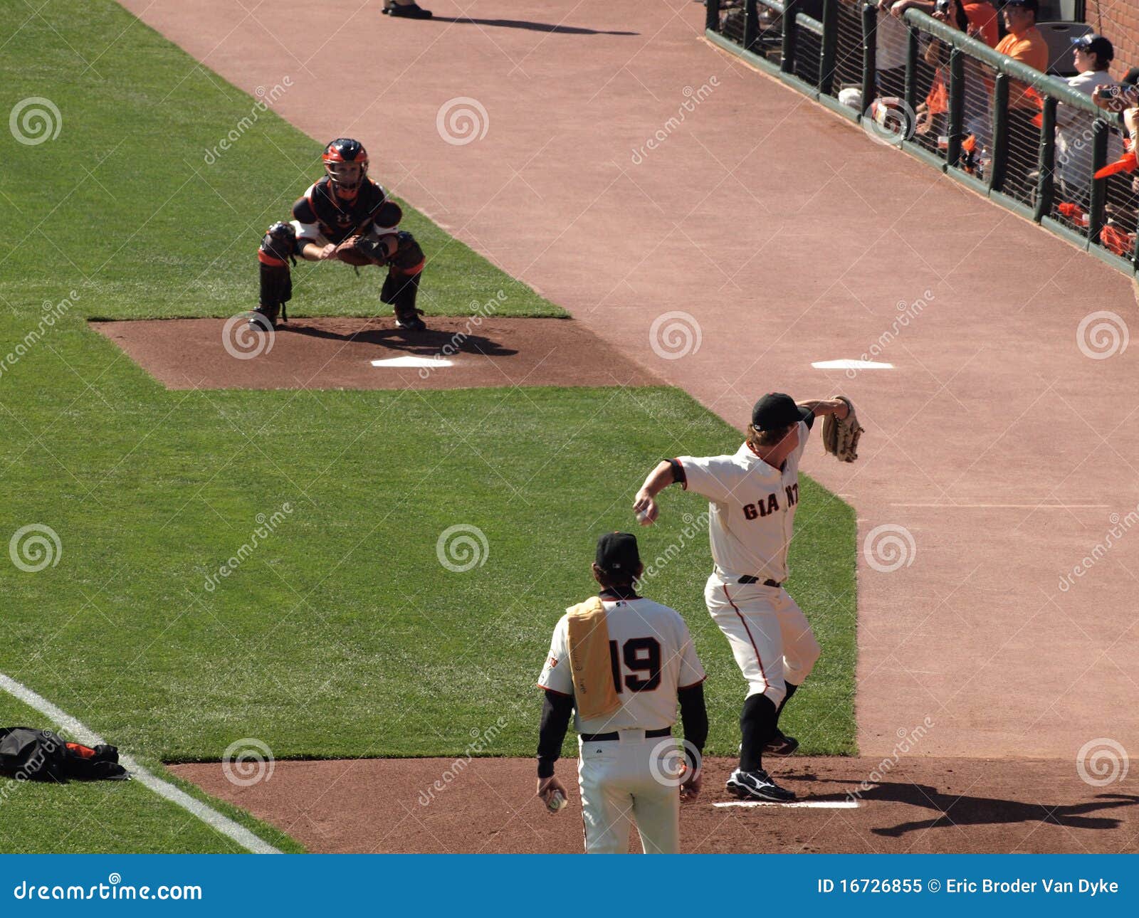 Matt Cain Steps Forward To Throw Pitch Editorial Image - Image of giant ...