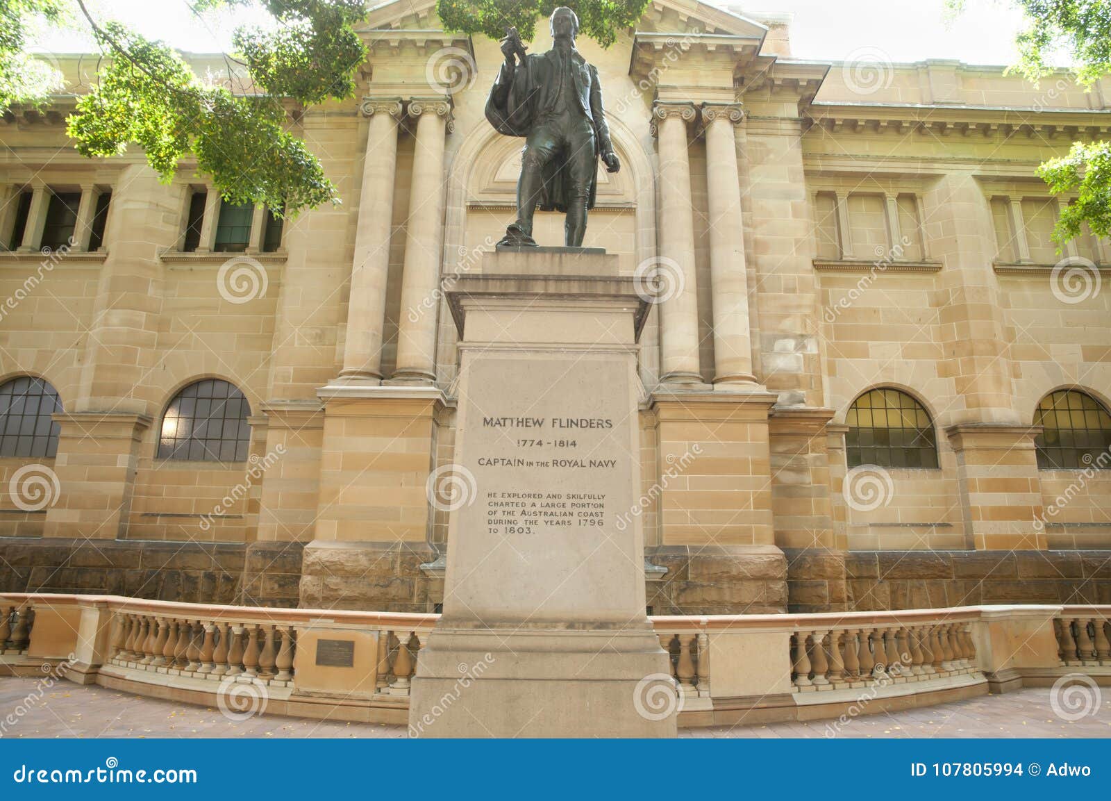 Matthew Flinders Statue stock photo. Image of street - 107805994