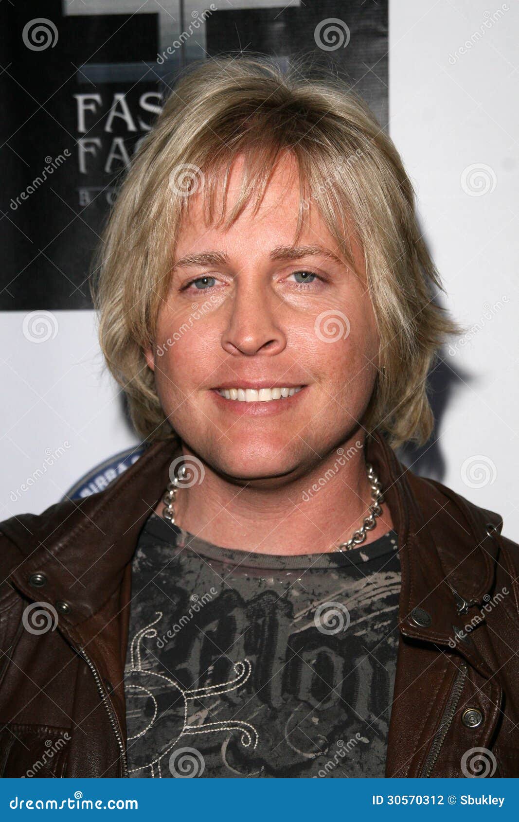 Matthew Nelson fotografia editorial. Imagem de abertura - 30570312