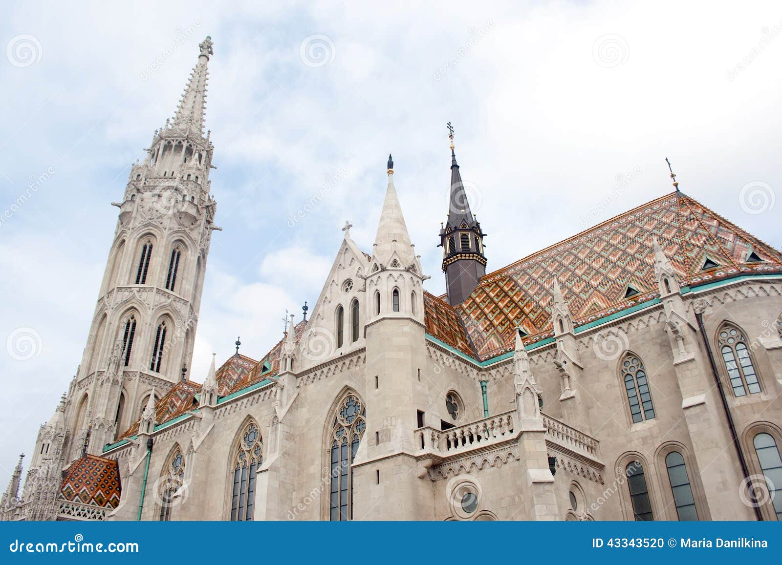 Matthias Church Bij Buda Kasteel, Boedapest Stock Foto - Image of ...