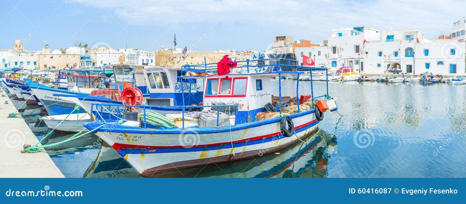 Mattina in Biserta fotografia editoriale. Immagine di passeggiata ...