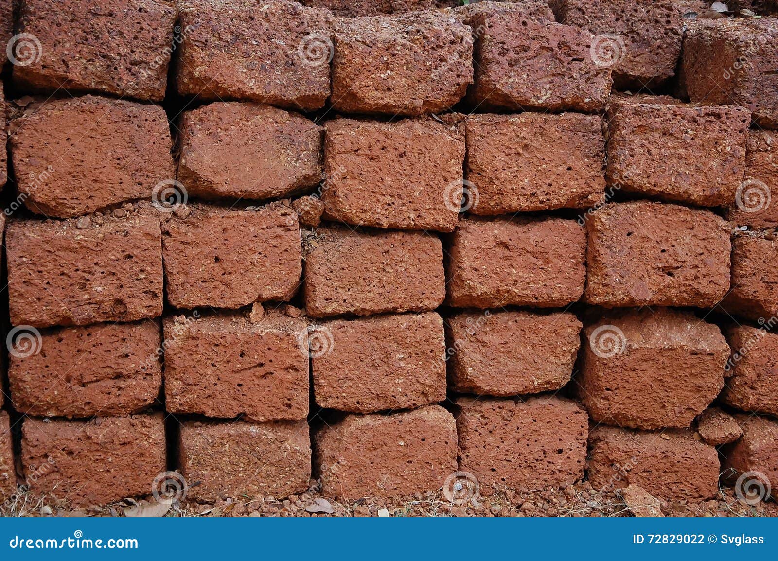 Mattoni rustici usati fotografia stock. Immagine di sfondo - 72829022