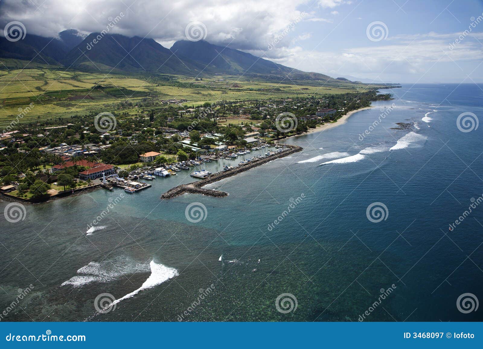 Maui coastline. stock image. Image of hawaii, landform - 3468097