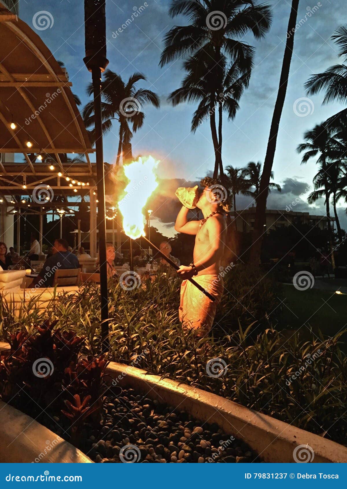 Maui torch lighting editorial photography. Image of loincloth - 79831237