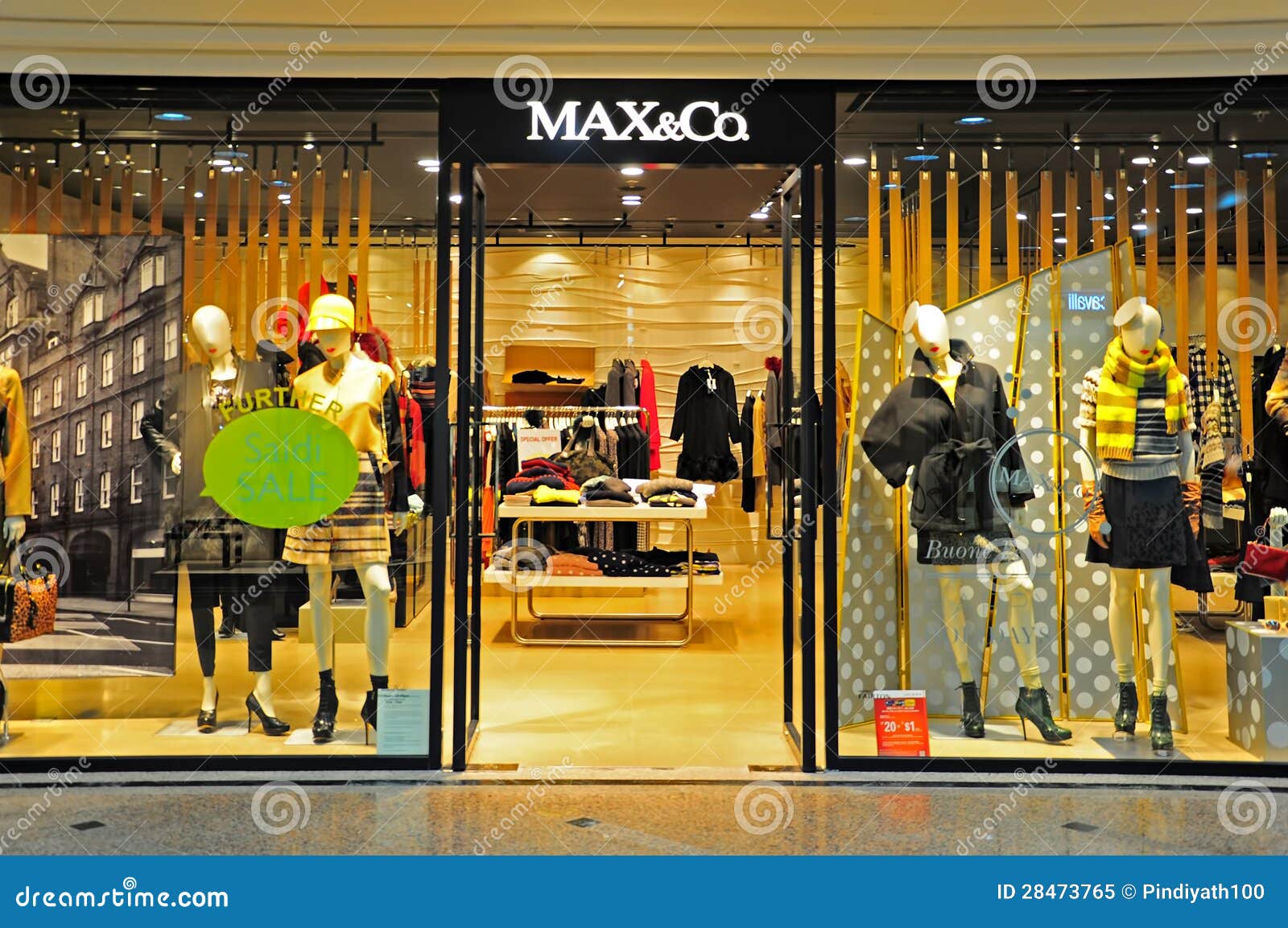 Max&co Boutique, Hong Kong Editorial Image - Image of customers, mara ...