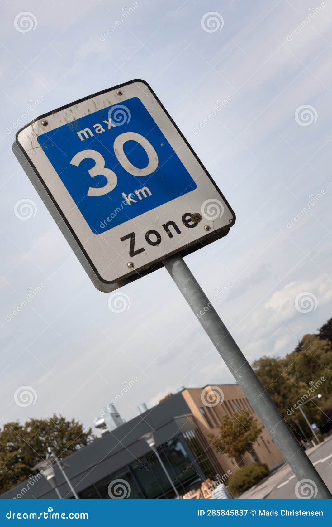 Max 30 Km Per Hour Speed Zone Starts, Road Sign Stock Image - Image of ...