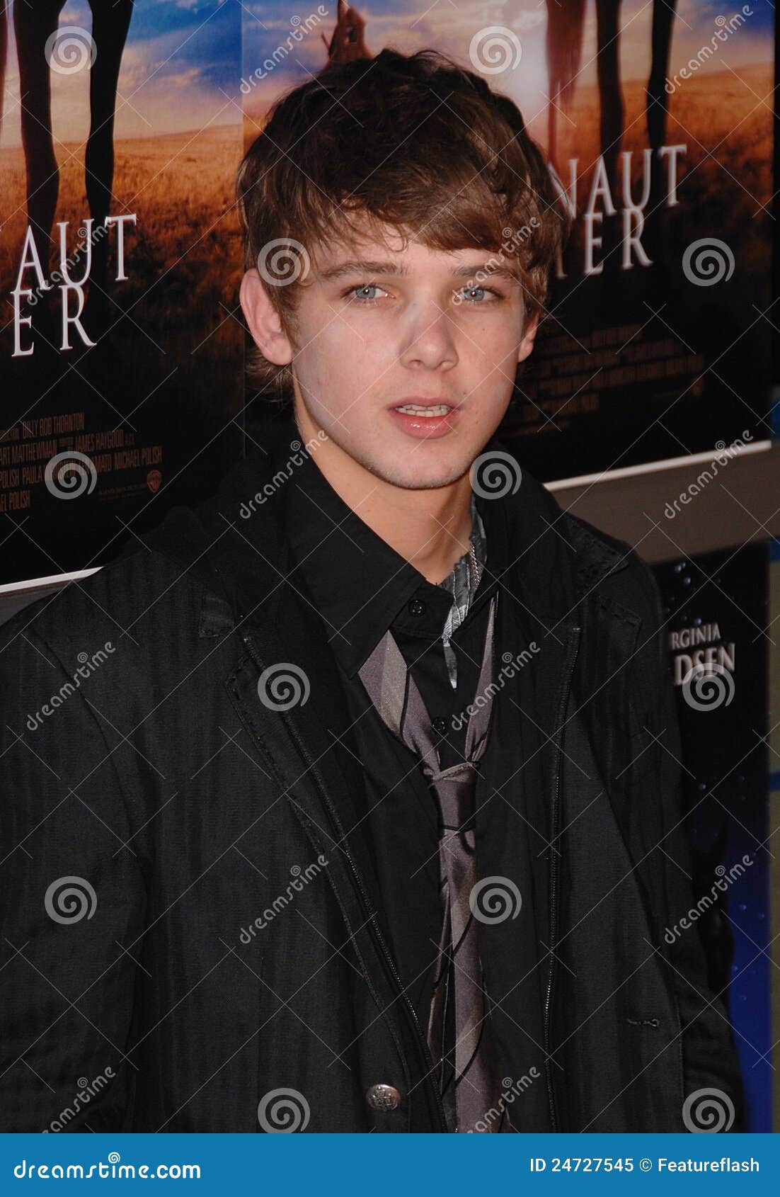 Max Thieriot editorial image. Image of farmer, astronaut - 24727545