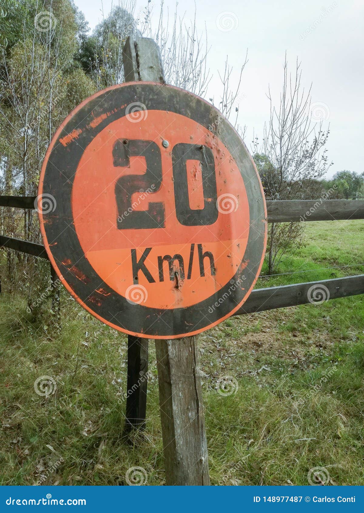 MAXIMUM SPEED of 20 KM PER HOUR Stock Image - Image of indicating, hour ...