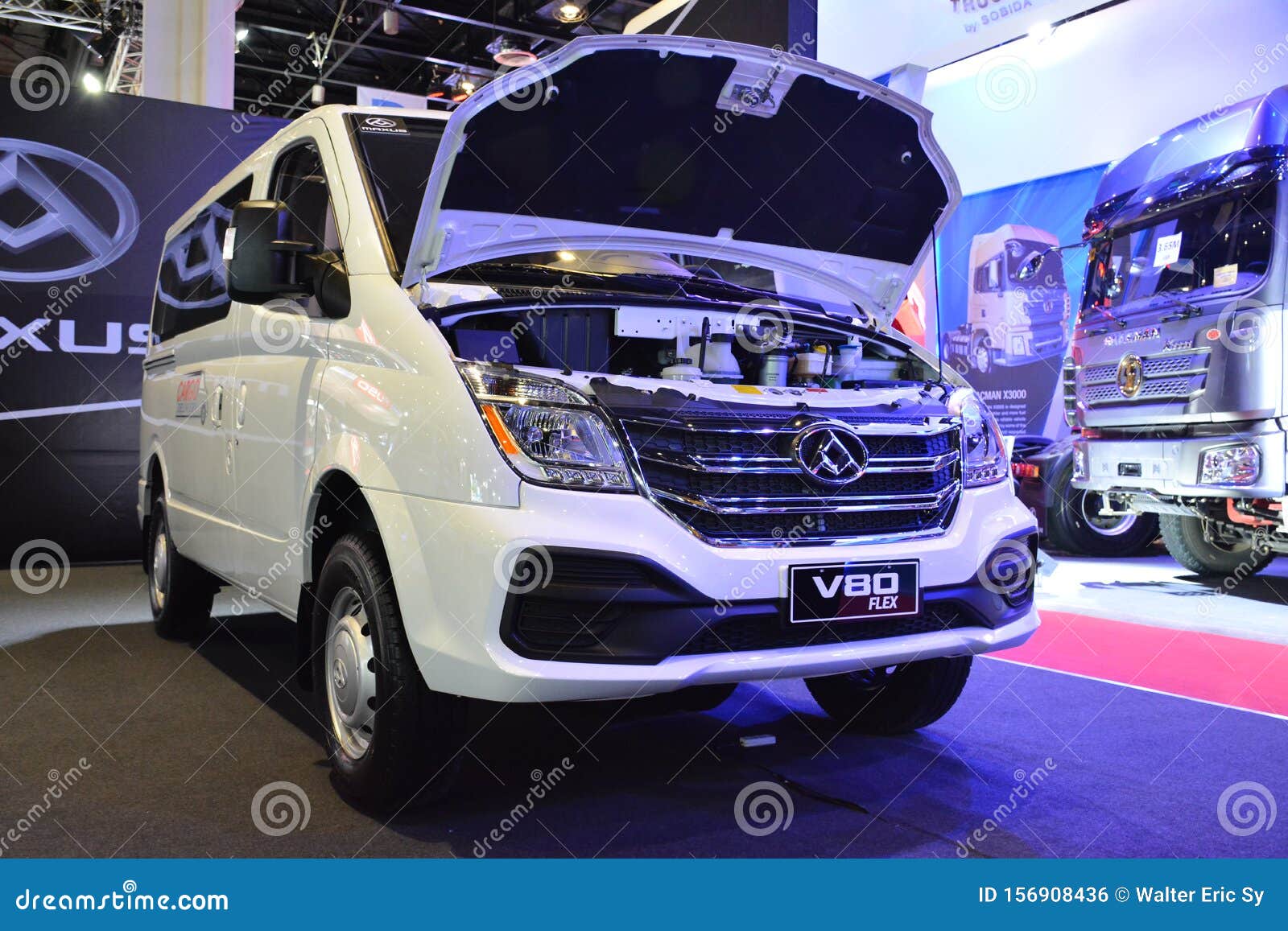 Maxus V80 van foto editorial. Imagen de justo, modelo - 156908436