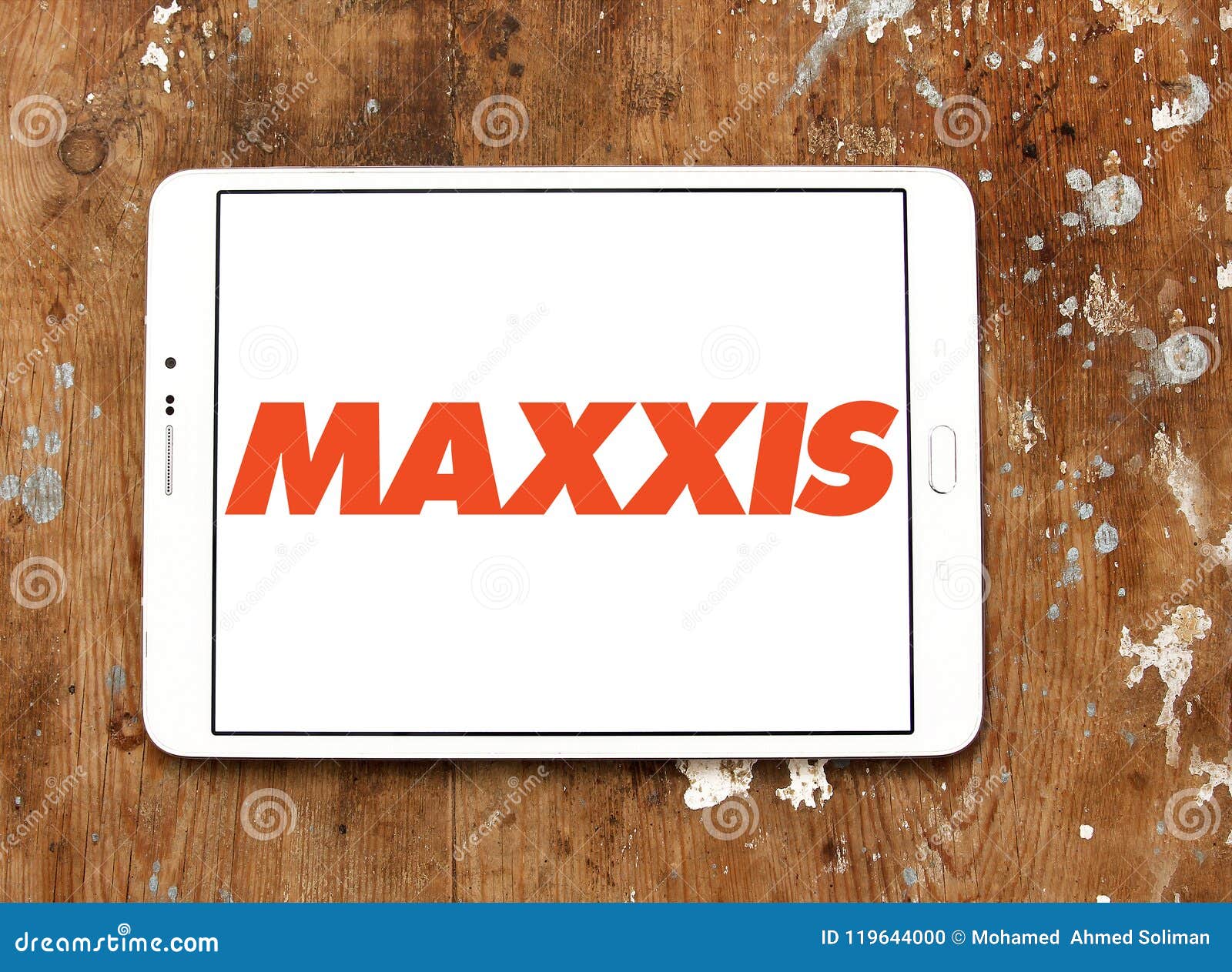 Maxxis Logo