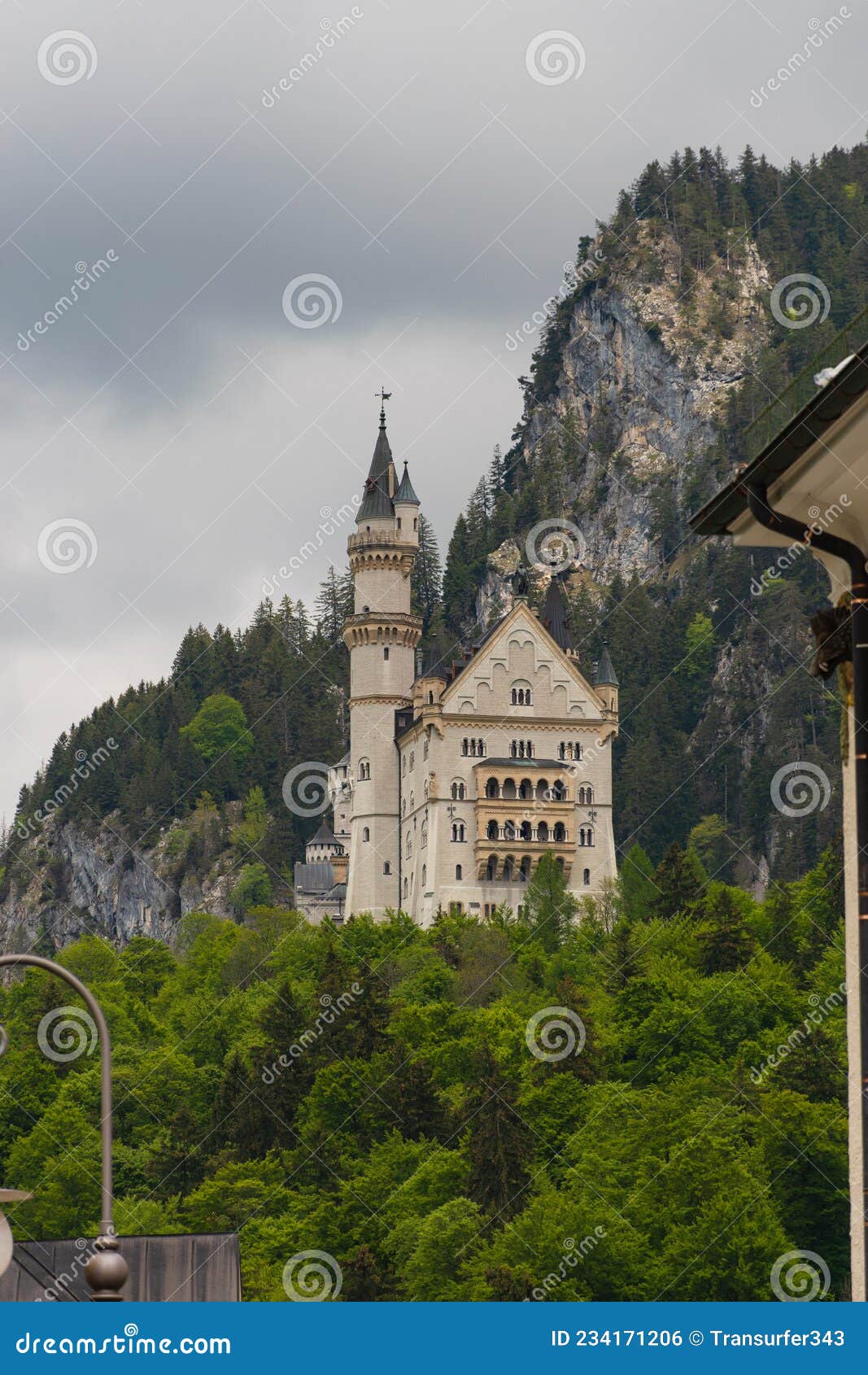 Neuschwanstein Castle in Alpine Mountains Editorial Photo - Image of ...