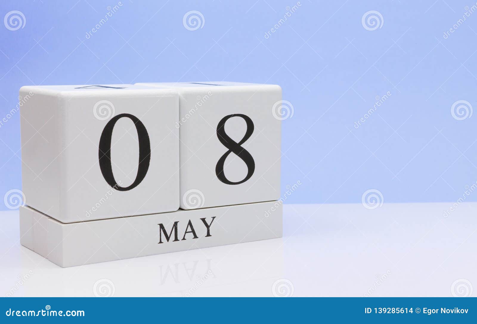 May 08st. Day 8 of Month, daily Calendar on White Table with Reflection ...