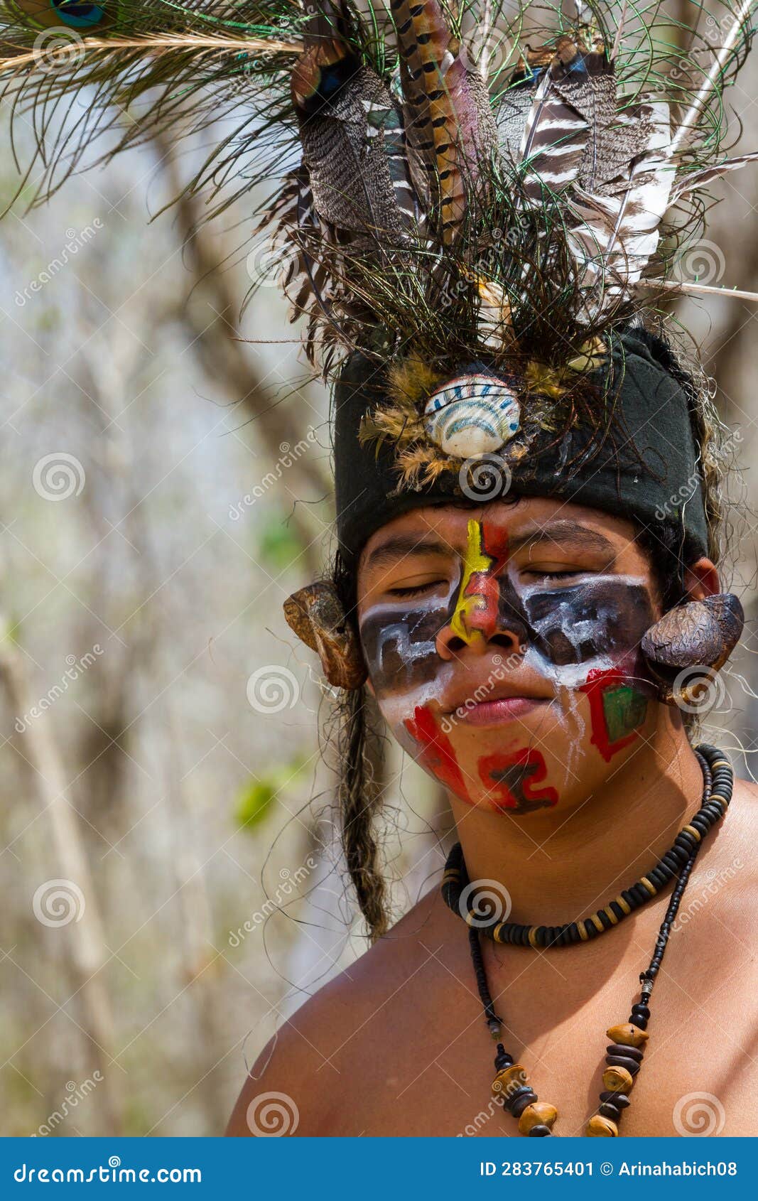 Maya people editorial photo. Image of performing, climate - 283765401