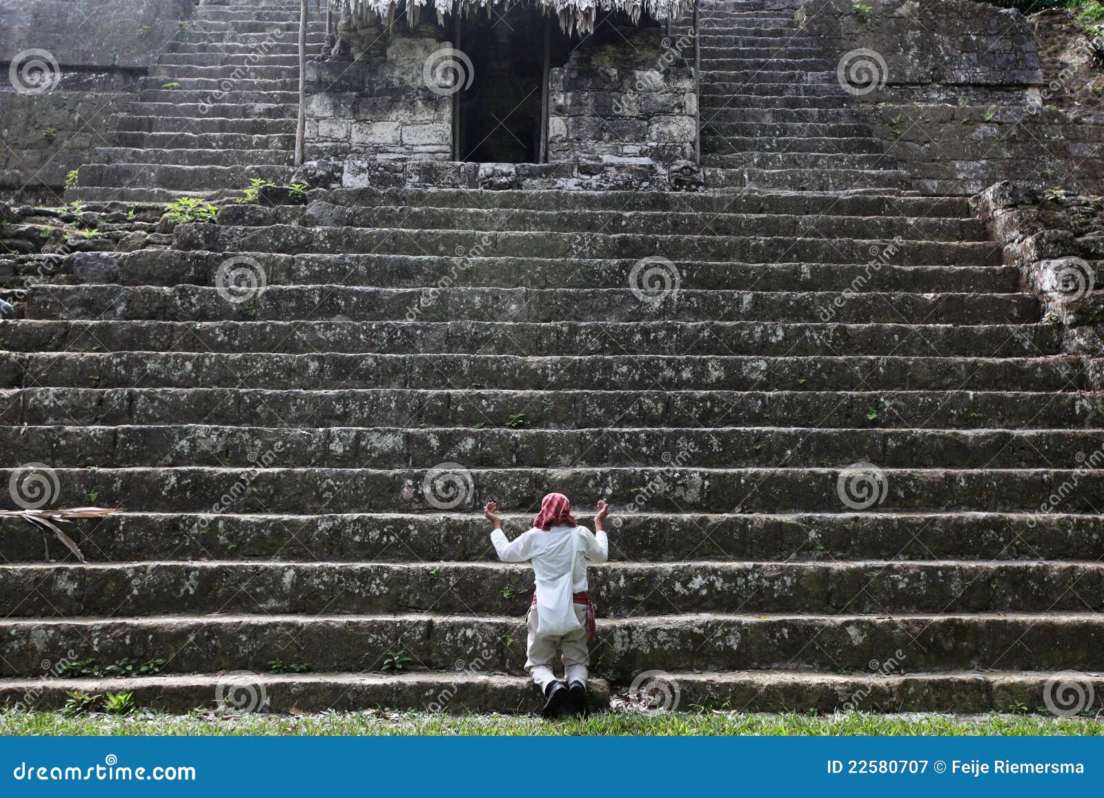 Maya priest editorial photography. Image of mother, colorful - 22580707