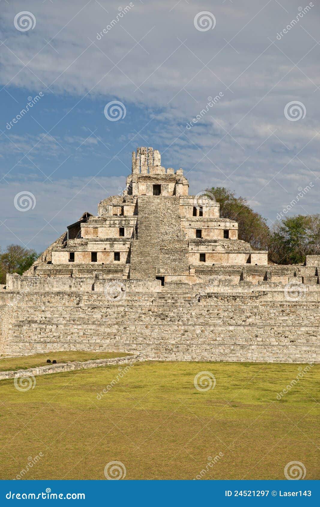 Maya ruins of Edzna stock image. Image of destinations - 24521297