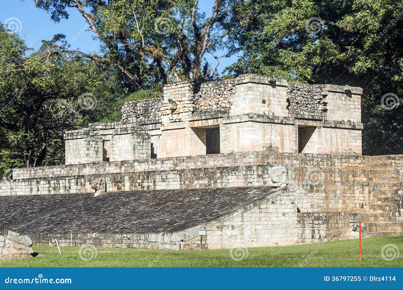 Maya Temple stock image. Image of tourism, copan, landmark - 36797255