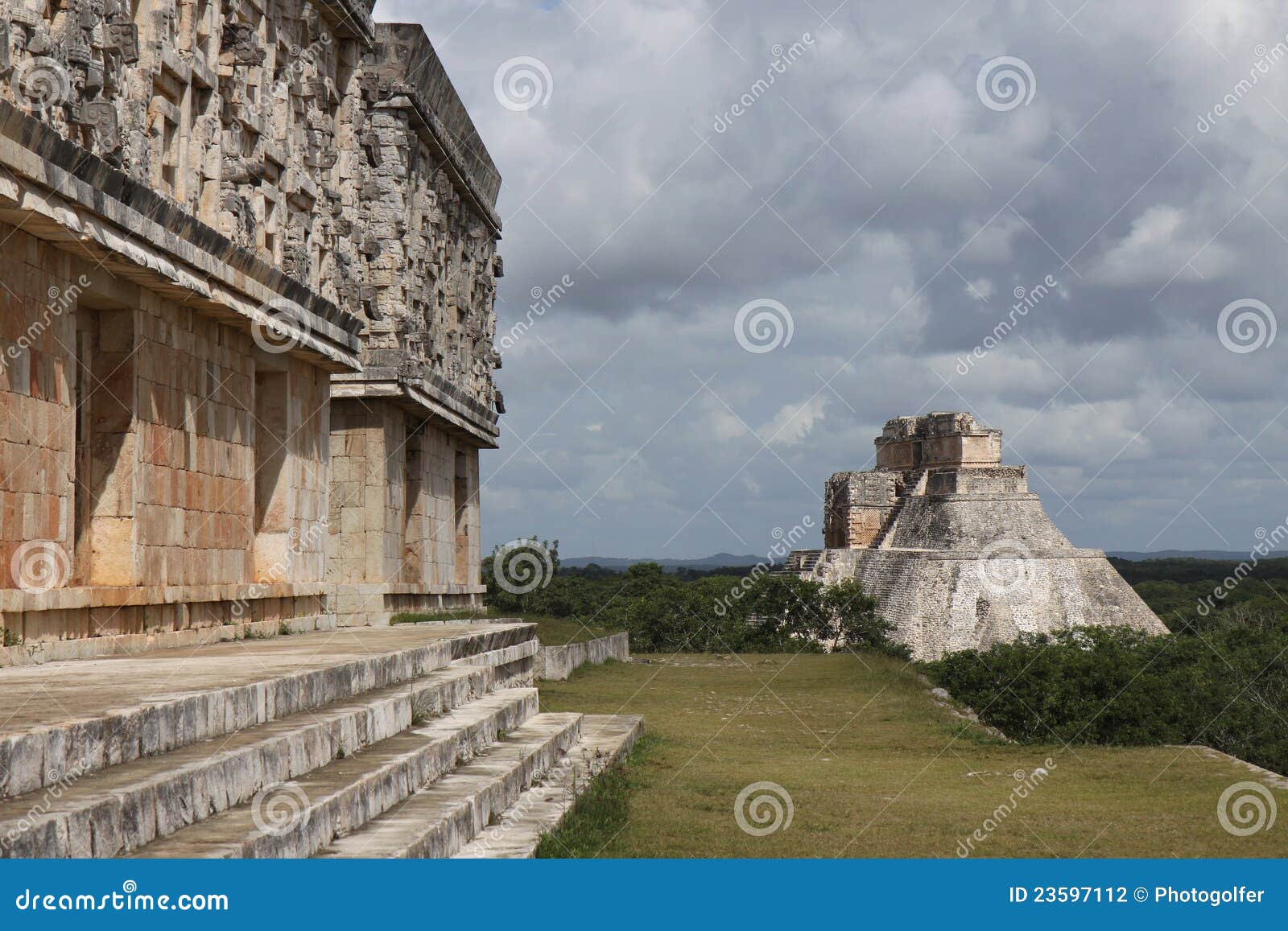 Maya Temples in Uxmal, Mexico Stock Photo - Image of yucatan, ruins ...