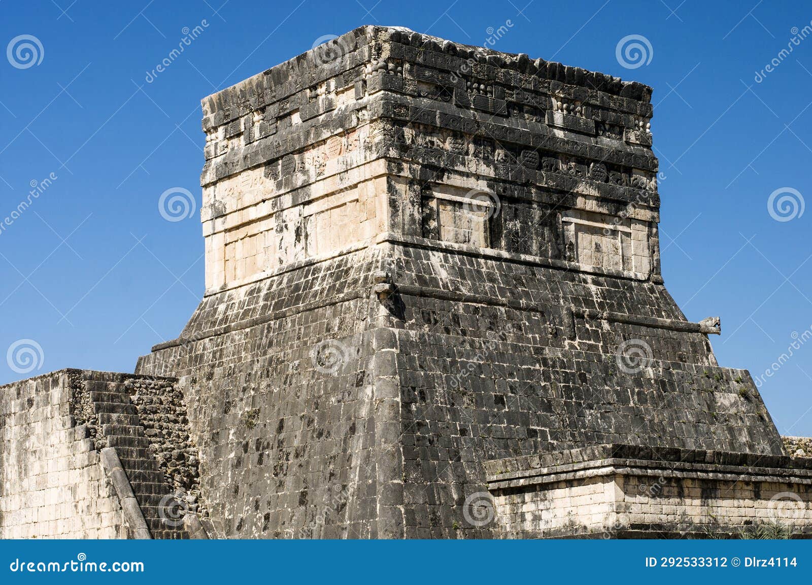 Maya Tower at Chichen Itza Ruins in Mexico Stock Photo - Image of ruins ...
