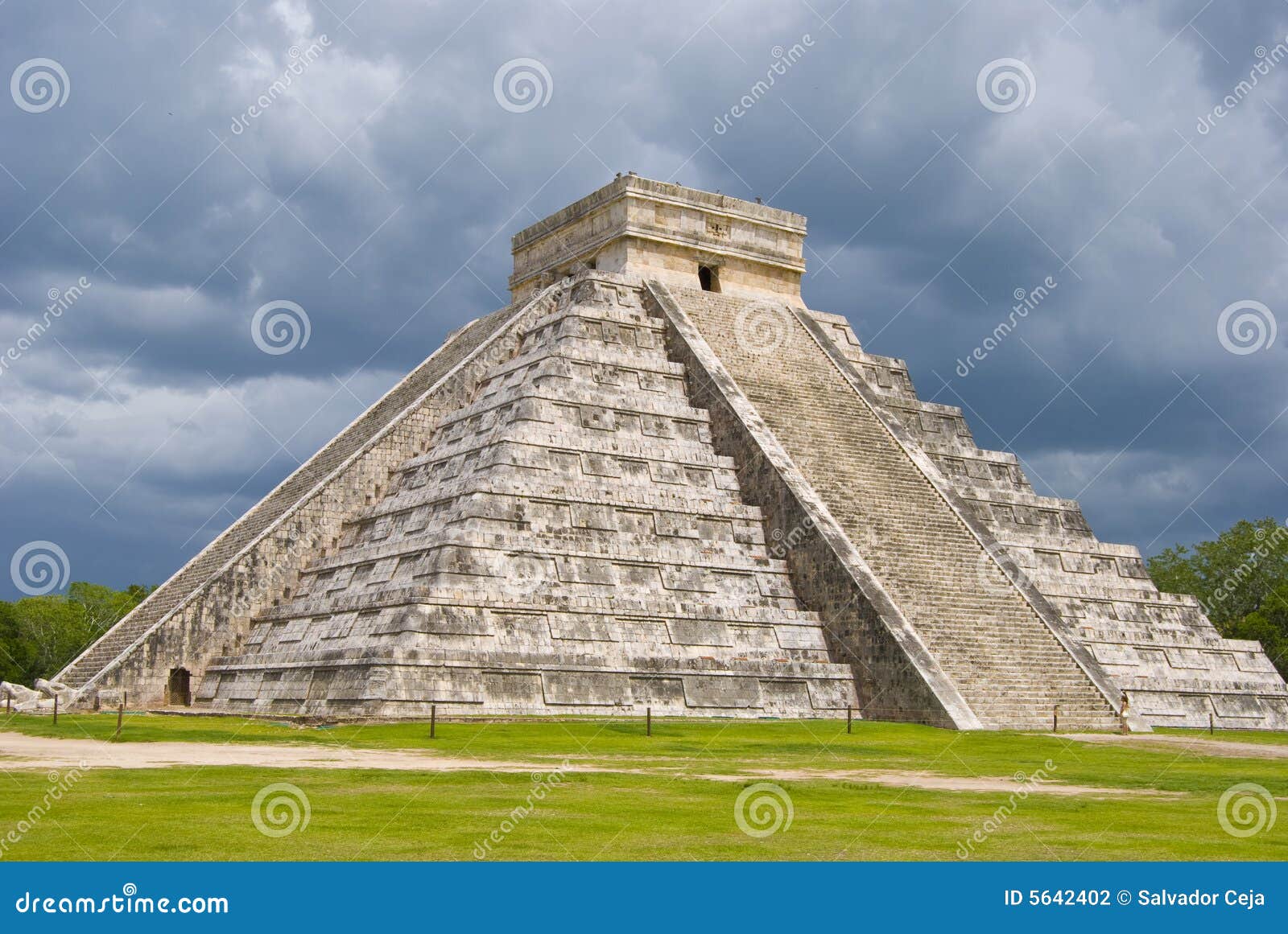 Mayan Architecture Stock Photography | CartoonDealer.com #5642402
