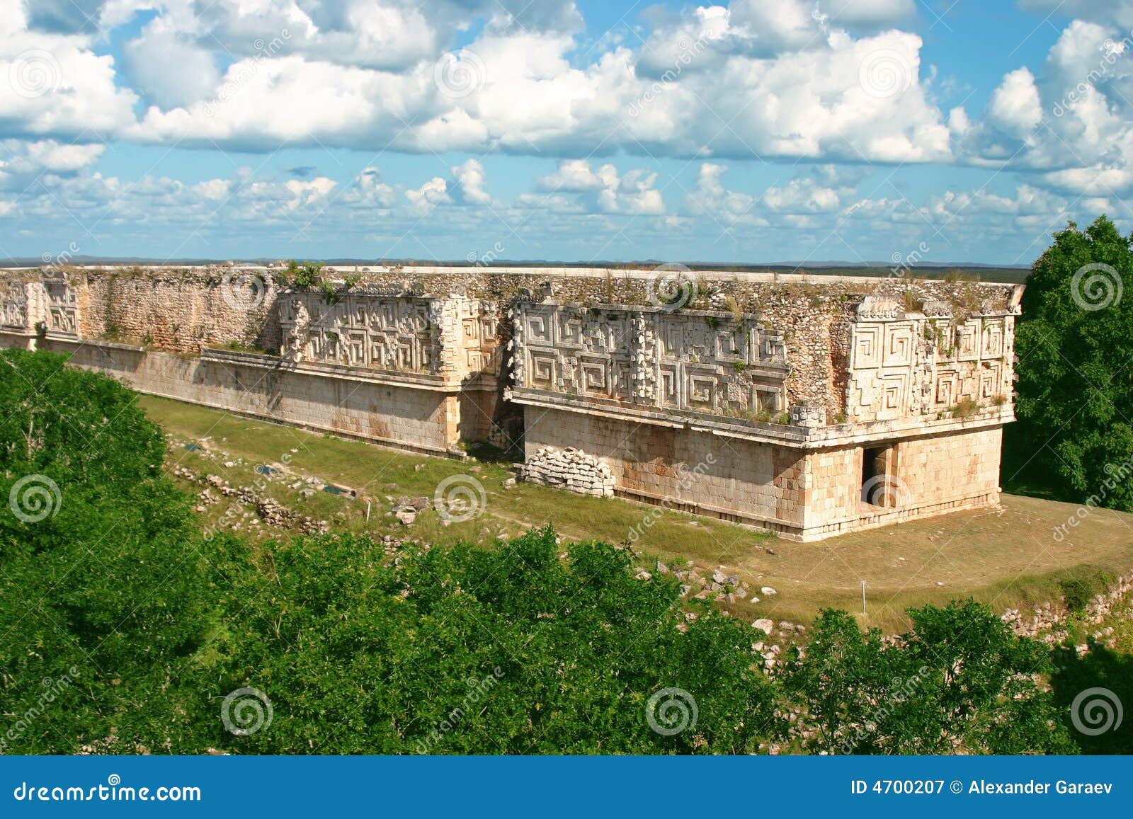 Mayan Buildings Picture. Image: 4700207