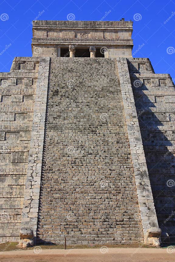 Mayan Castle stock image. Image of caribbean, chichenitza - 10407229