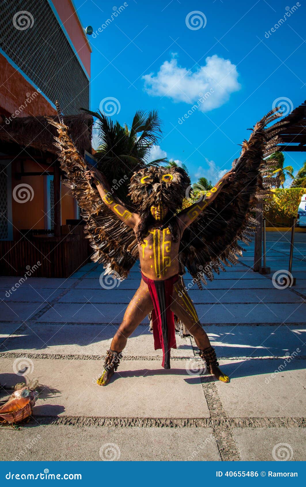 Mayan Celebration Dancer editorial photo. Image of honor - 40655486