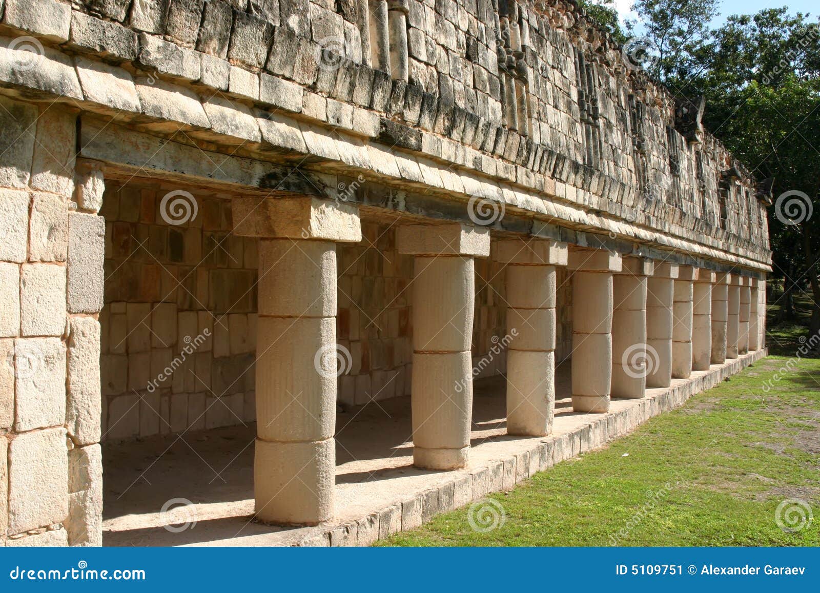Mayan Columns Picture. Image: 5109751