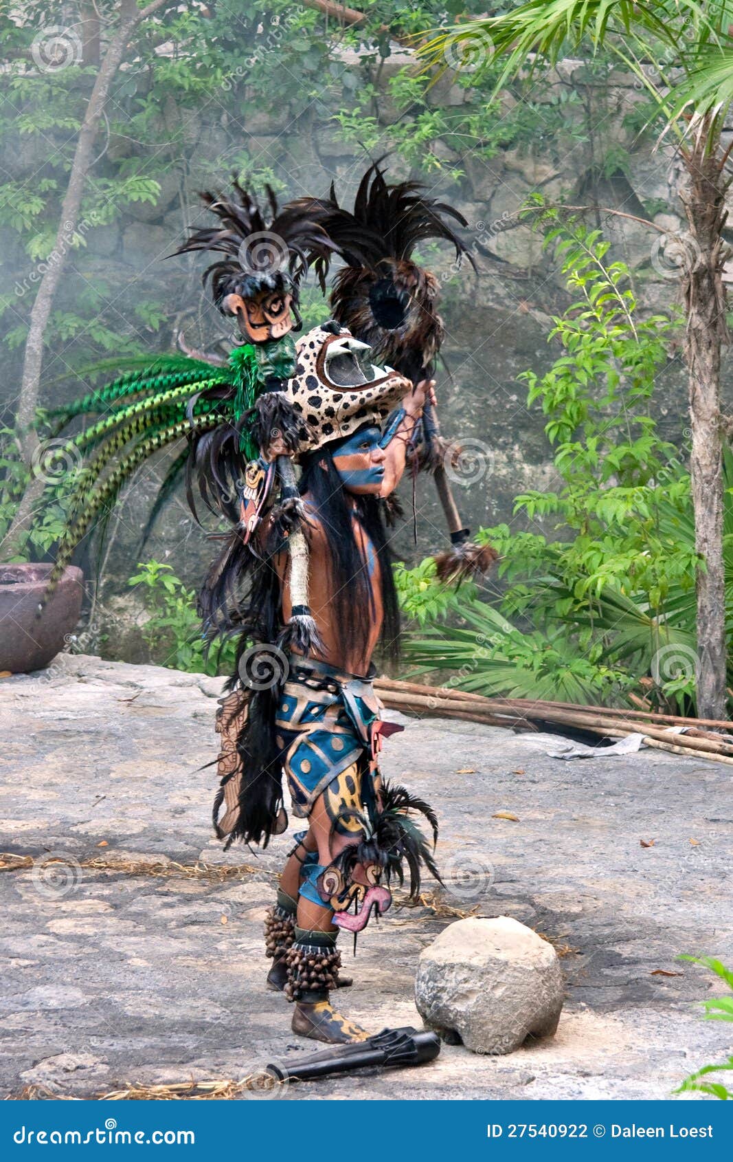 Mayan dancers and warriors editorial photography. Image of mask - 27540922