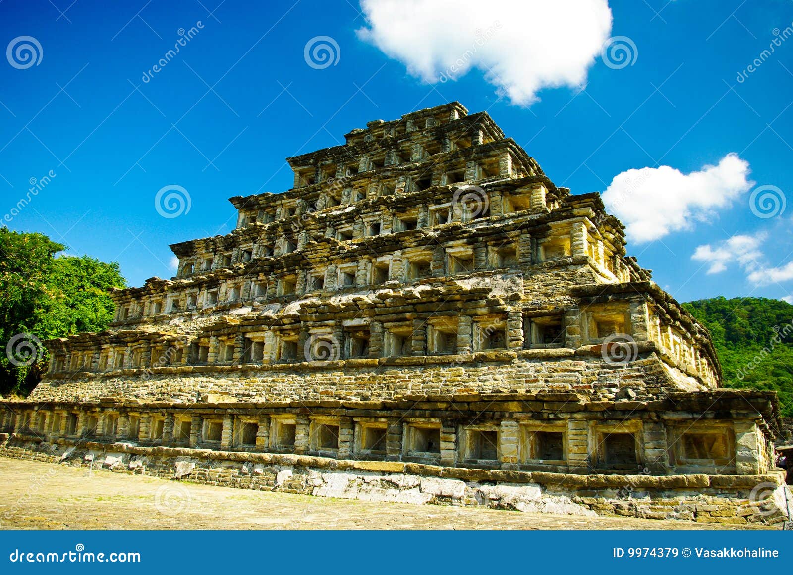 Mayan Pyramid stock image. Image of sacred, brown, civilization - 9974379