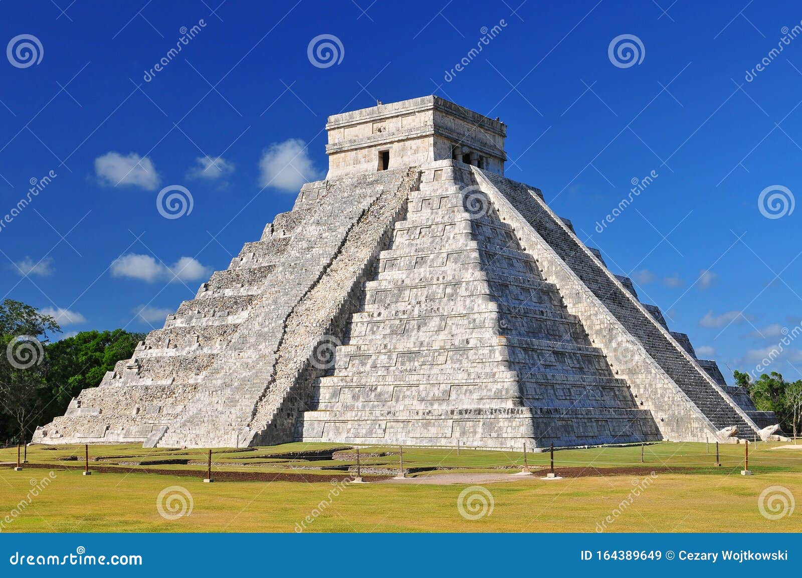 1,334 El Castillo Chichen Itza Photos - Free & Royalty-Free Stock ...