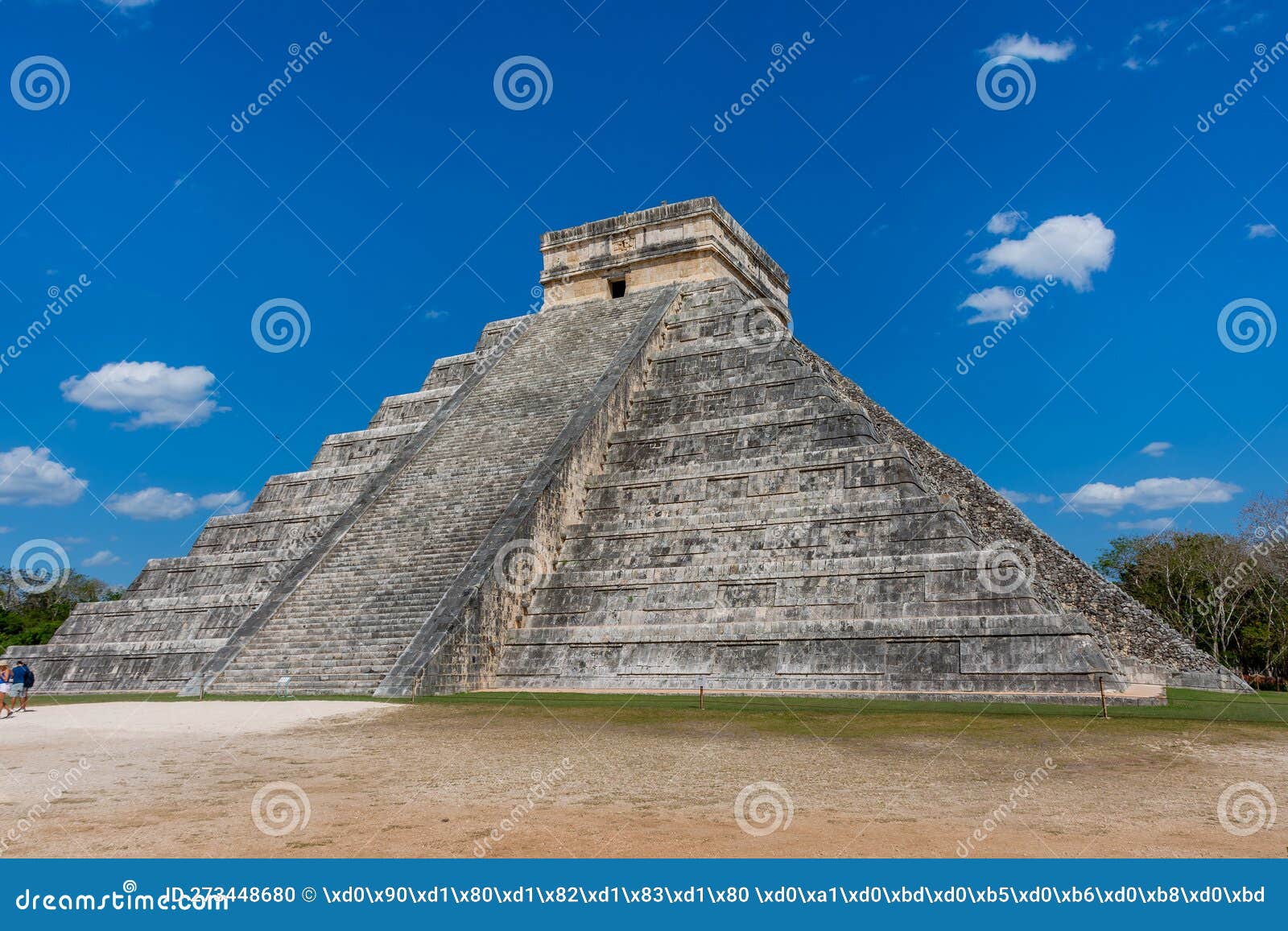 Mayan Pyramid of Kukulkan in Mexico, the Ancient City of Chichen Itza ...