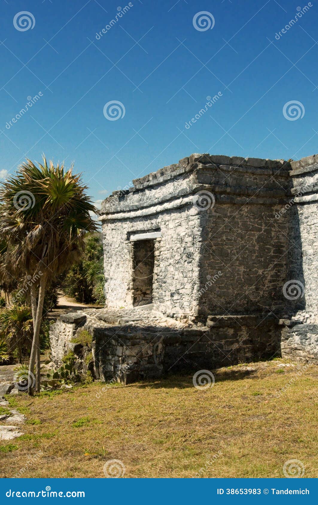 Mayan Pyramid, Tulum, Mexico Stock Image - Image of maya, architecture ...