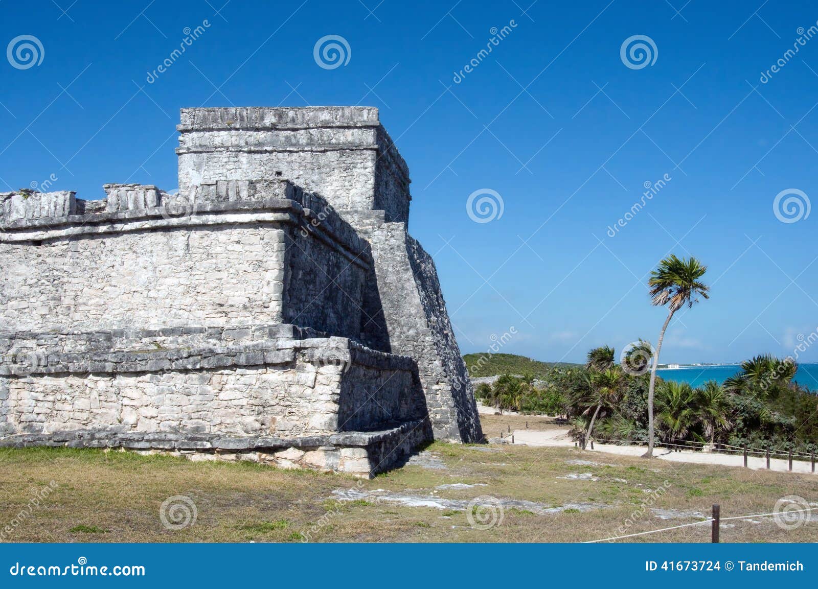 Mayan Pyramid, Tulum, Mexico Stock Photo - Image of ancient, caribbean ...