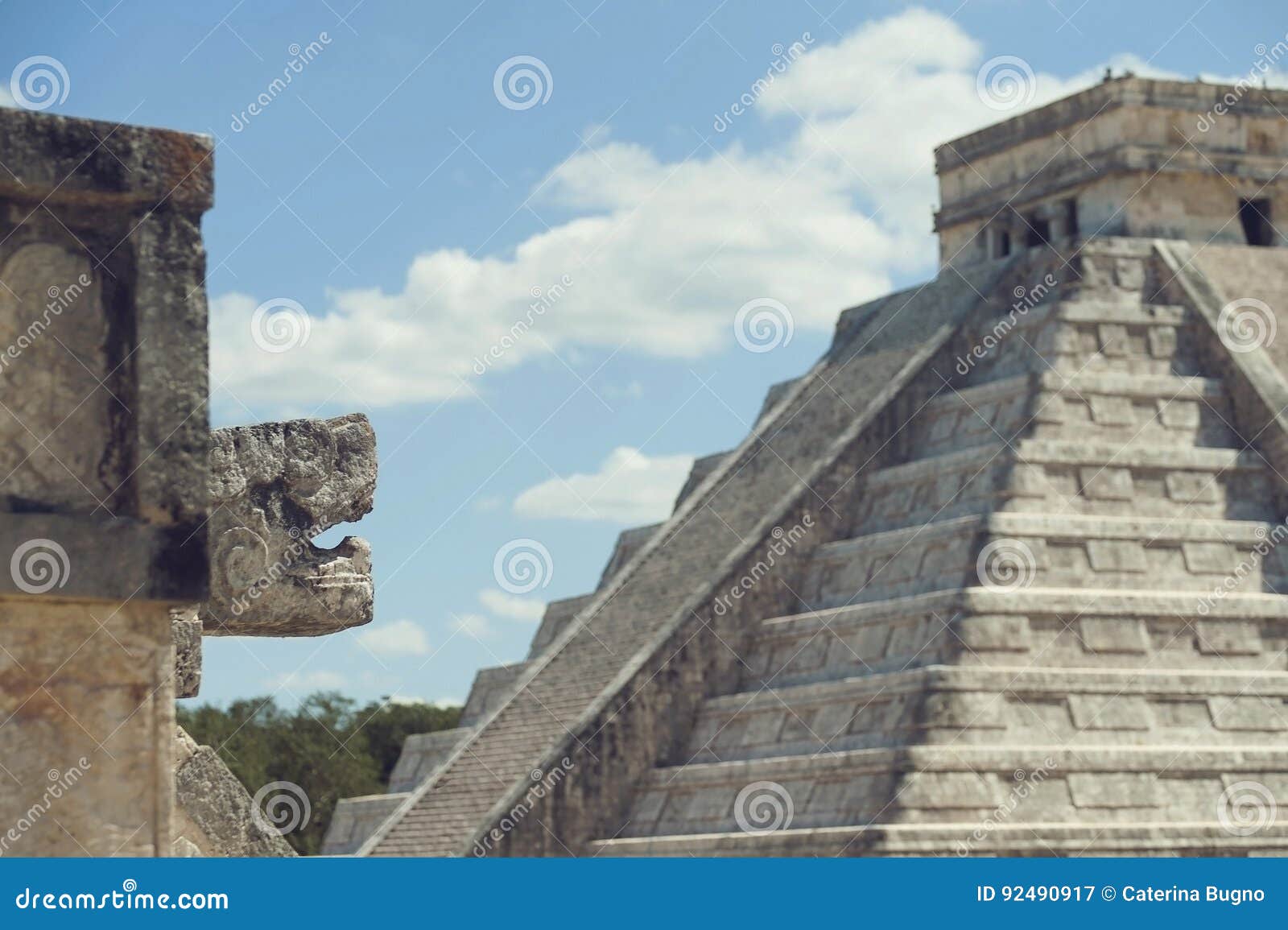 Mayan pyramids stock image. Image of site, mexico, riviera - 92490917