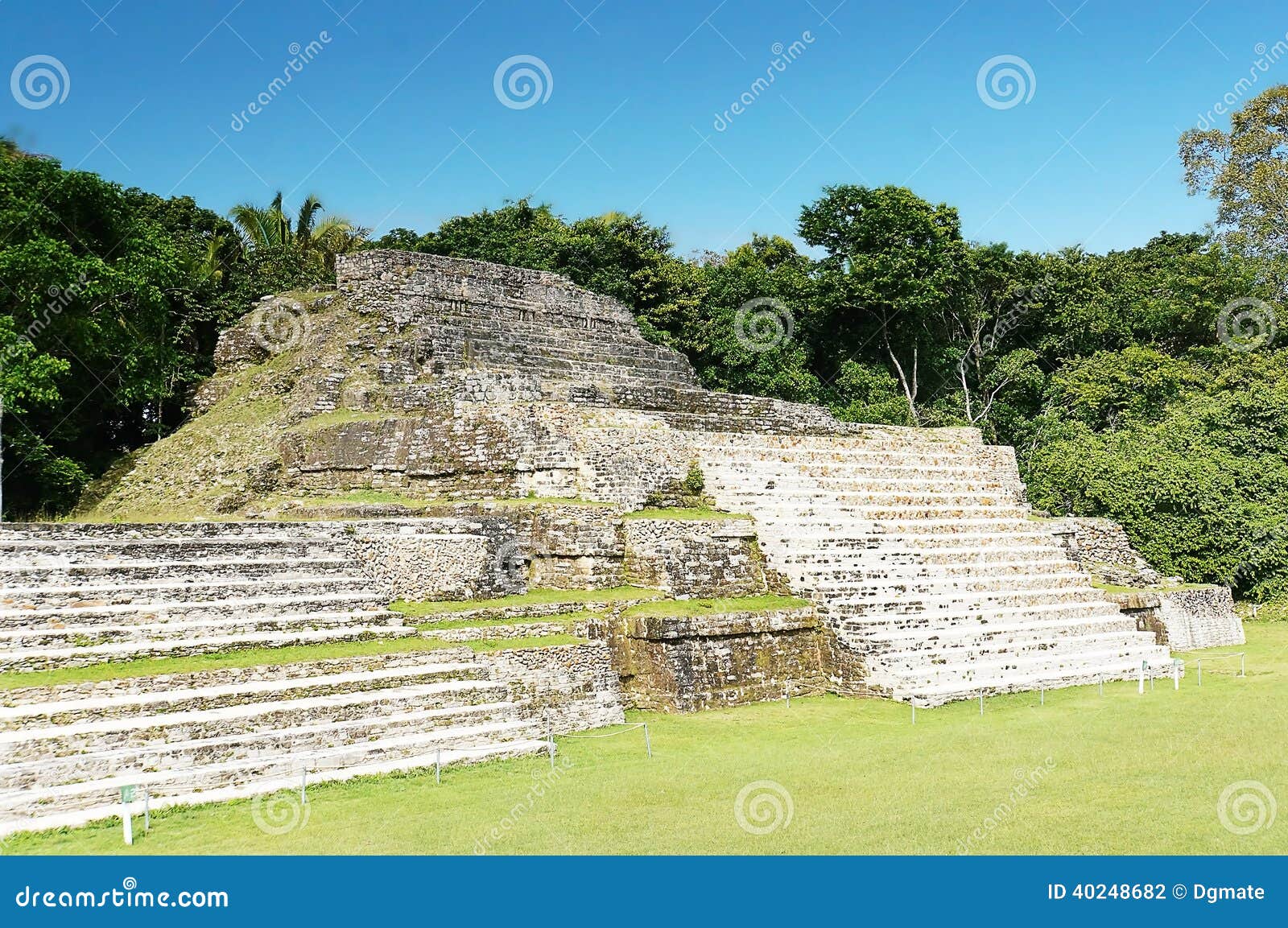 Mayan ruins Belize, Mexico stock photo. Image of maya - 40248682