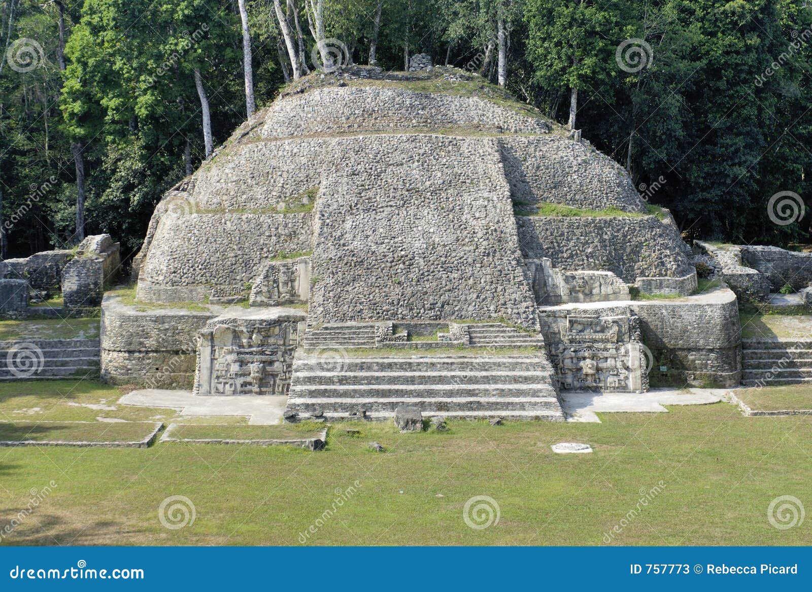 Mayan Temple Pyramid Chichen Itza Mexico Stock Photo | CartoonDealer ...