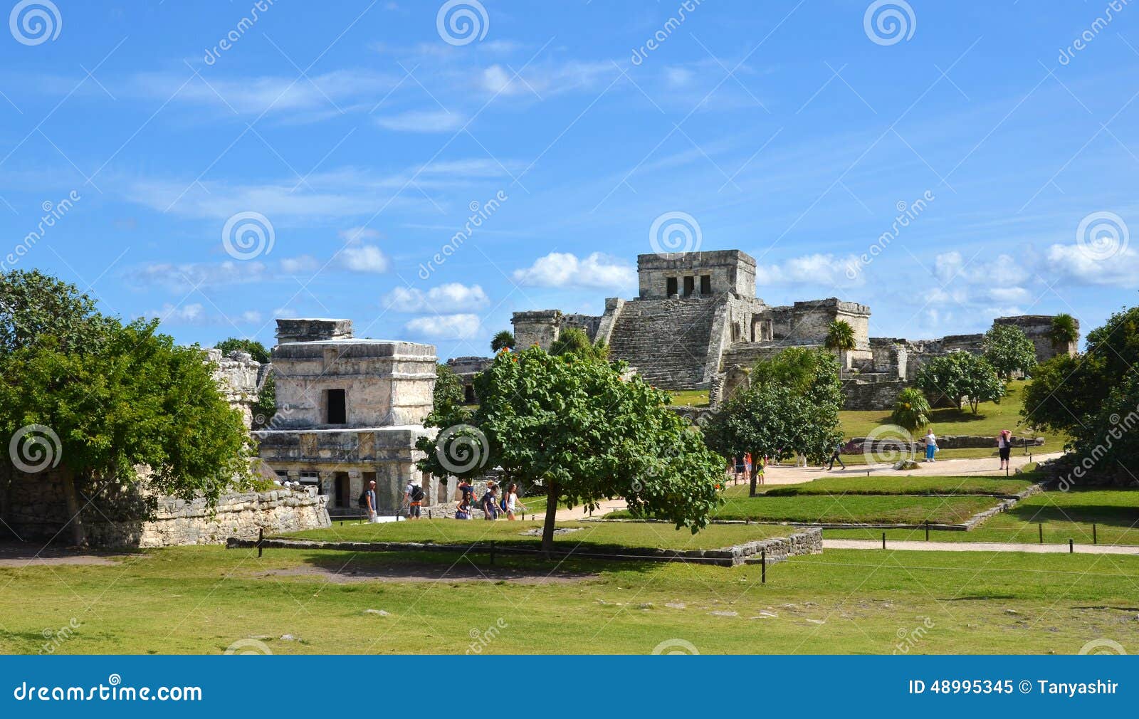 Mayan Temple in Tulum, Mexico Editorial Image - Image of limestone ...