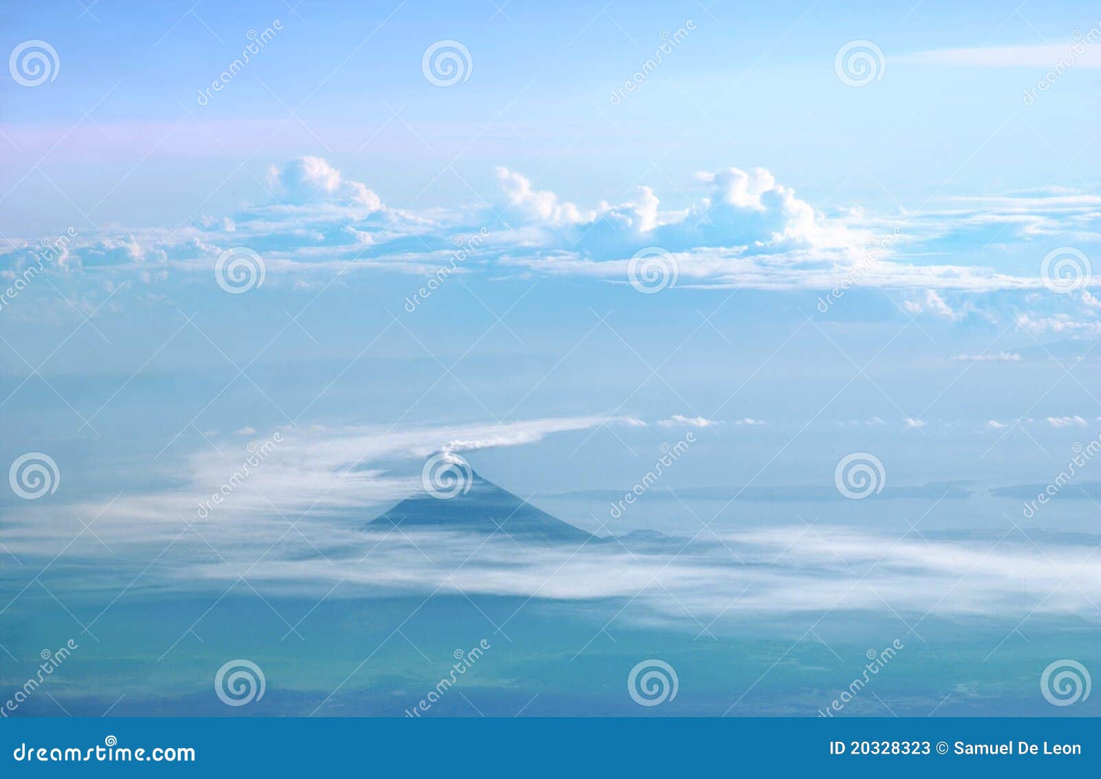 Mayon Volcano on Air stock image. Image of mayon, landscape - 20328323