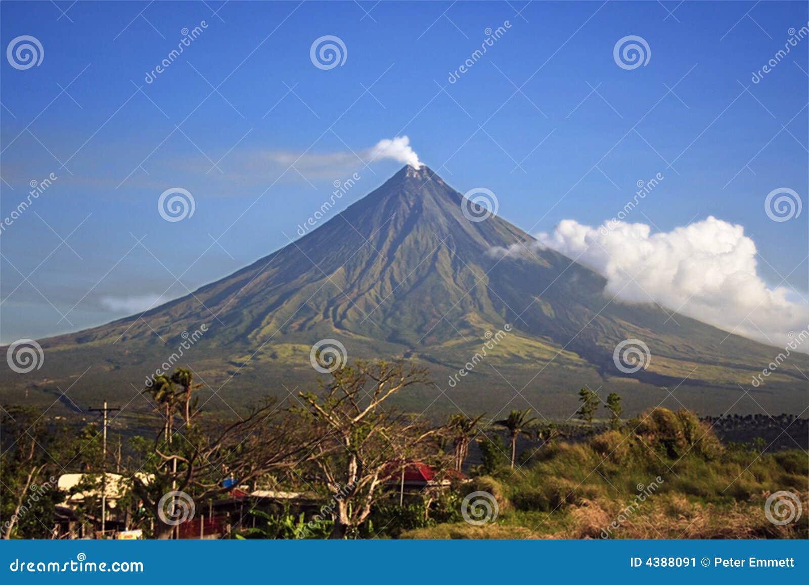 Mayon Vulkan stockbild. Bild von wolke, lava, himmel, draussen - 4388091